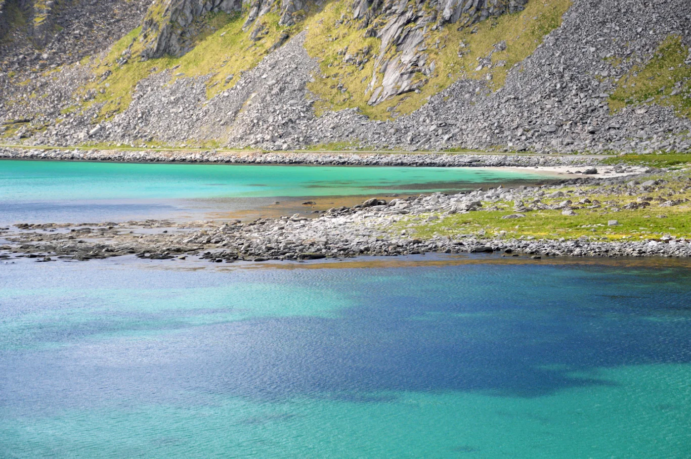 What to See in Vaeroy, Lofoten, Norway - One of the Most Unique Islands ...