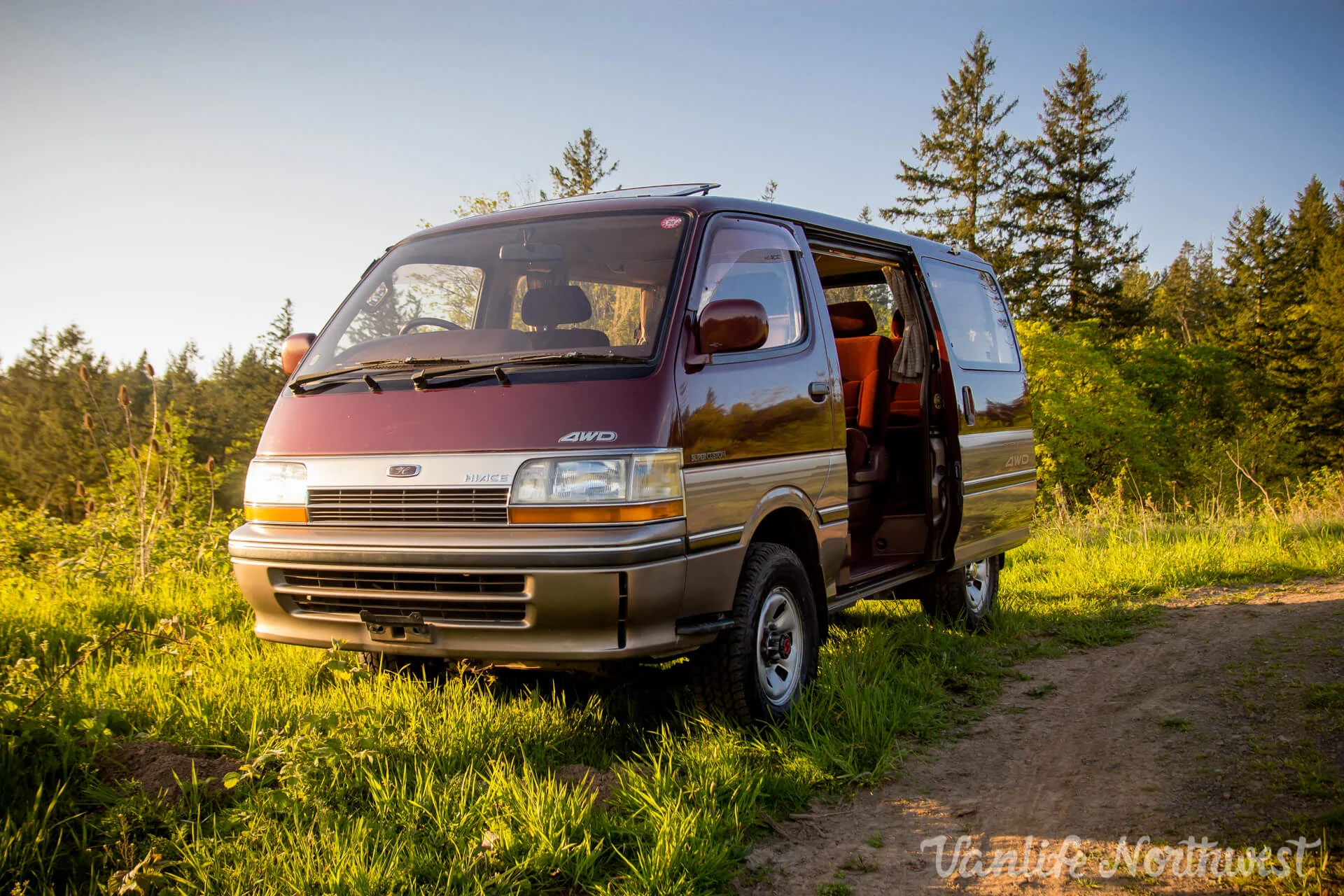1992 TOYOTA HiAce Super Custom 4wd Van — Vanlife Northwest