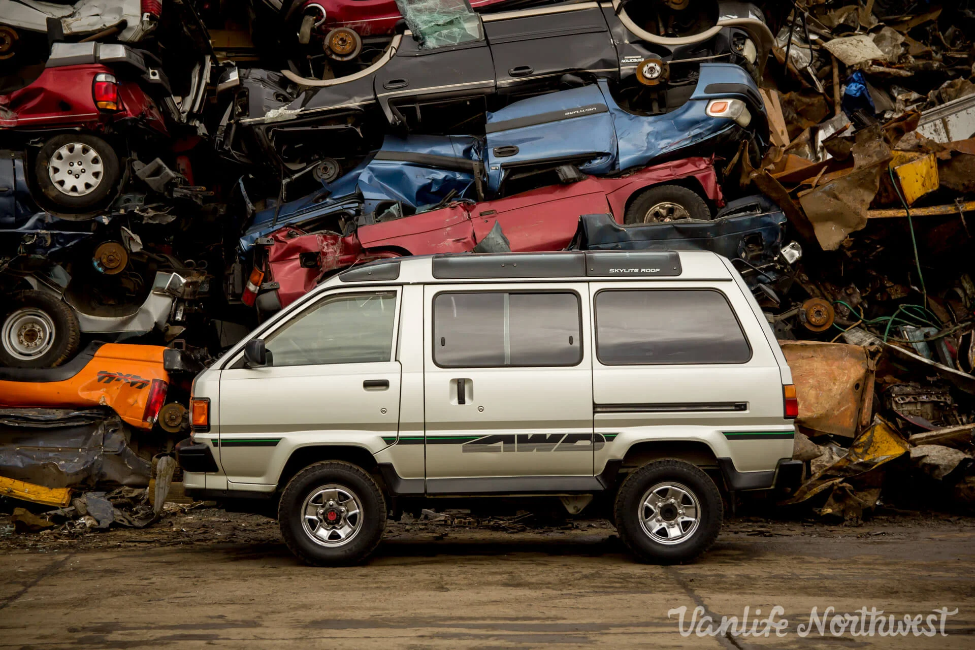 1987 TOYOTA LiteAce 4wd Van — Vanlife Northwest