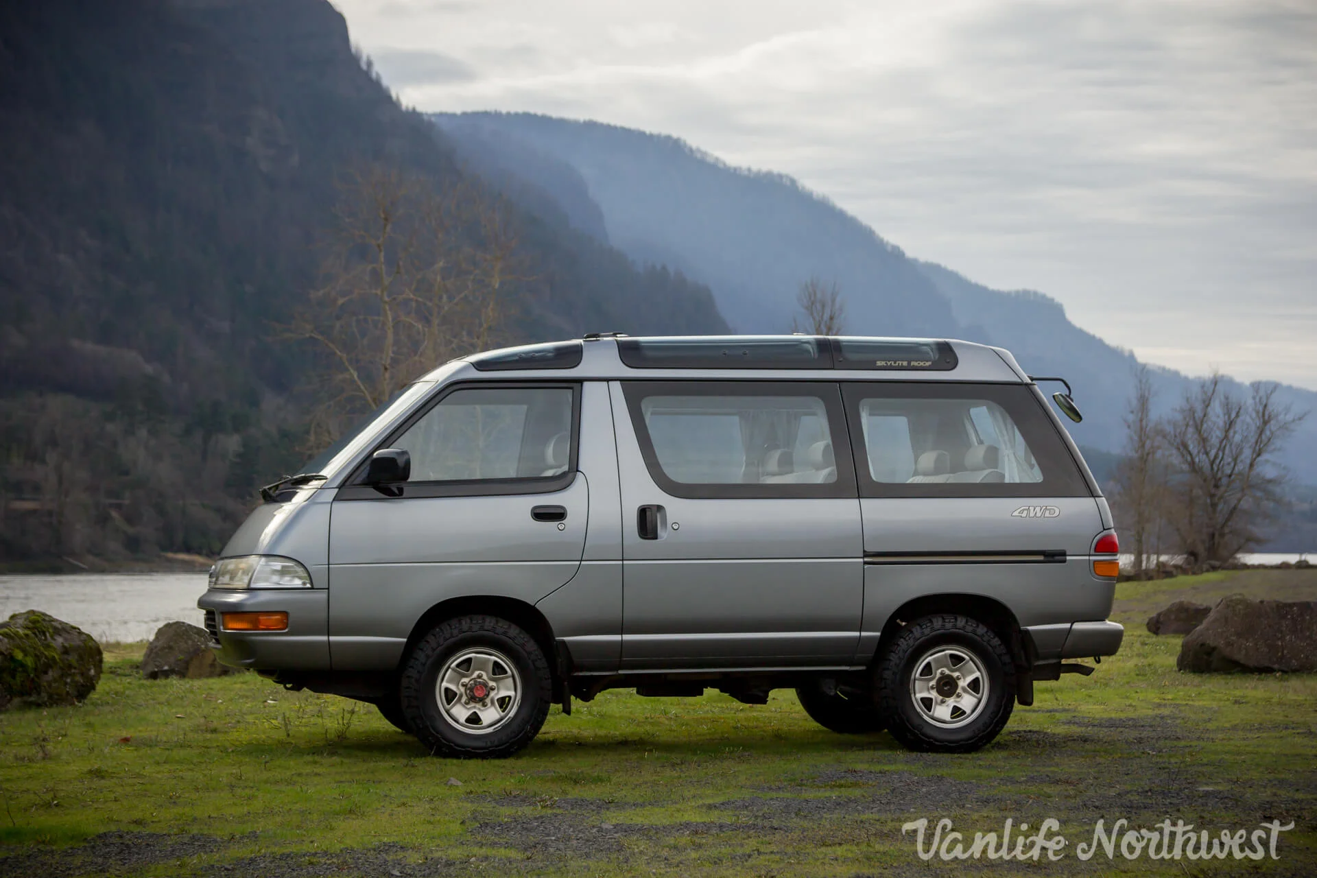 1993 TOYOTA TownAce 4wd Van — Vanlife Northwest