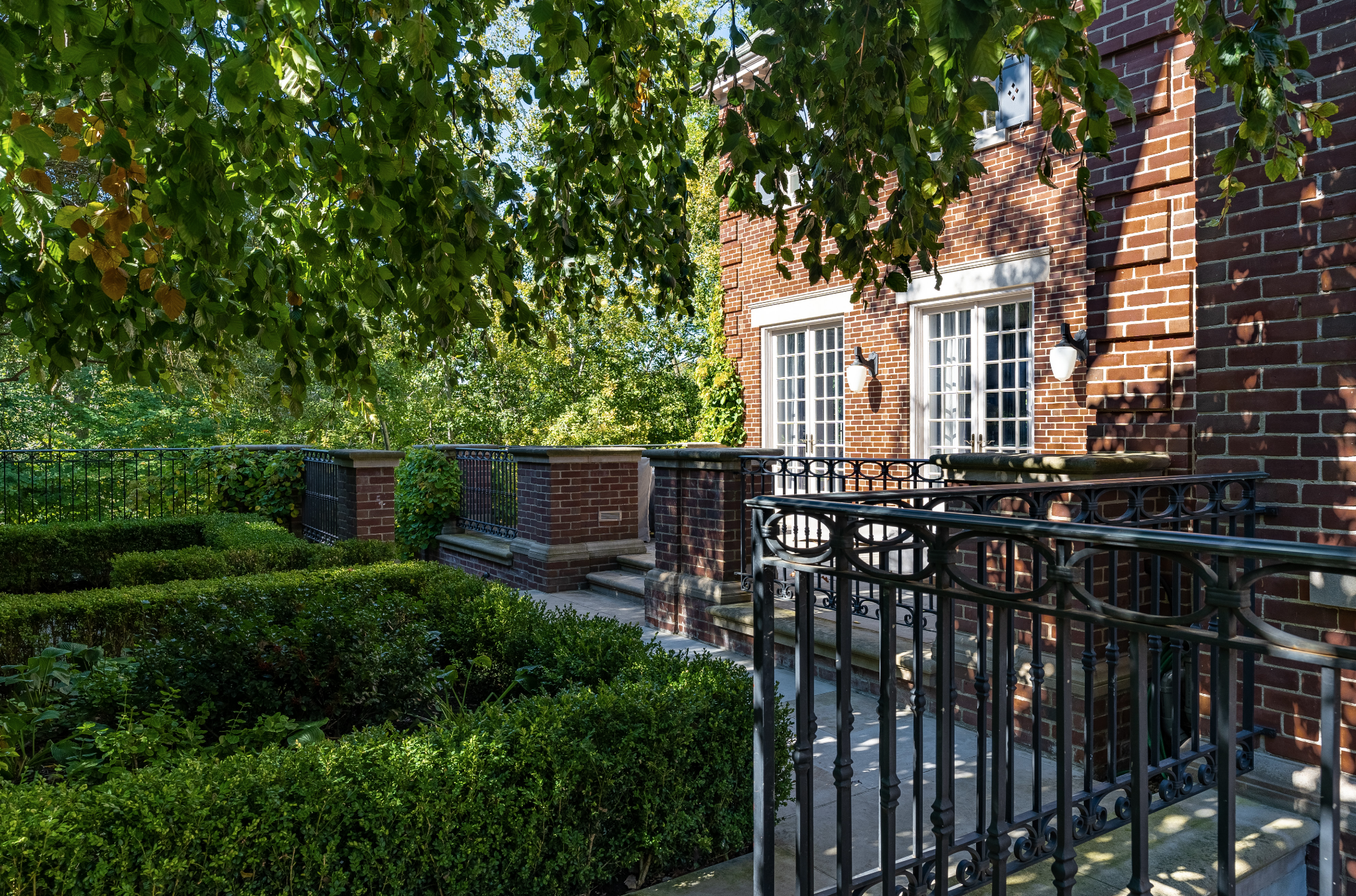 30 Rosedale Road - ROSEDALE, TORONTO (8 Comments) — the MASH