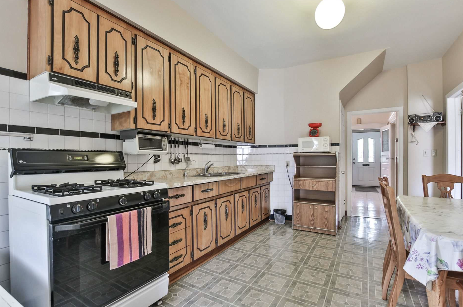 146 Beatrice Street - LITTLE ITALY, TORONTO — the MASH