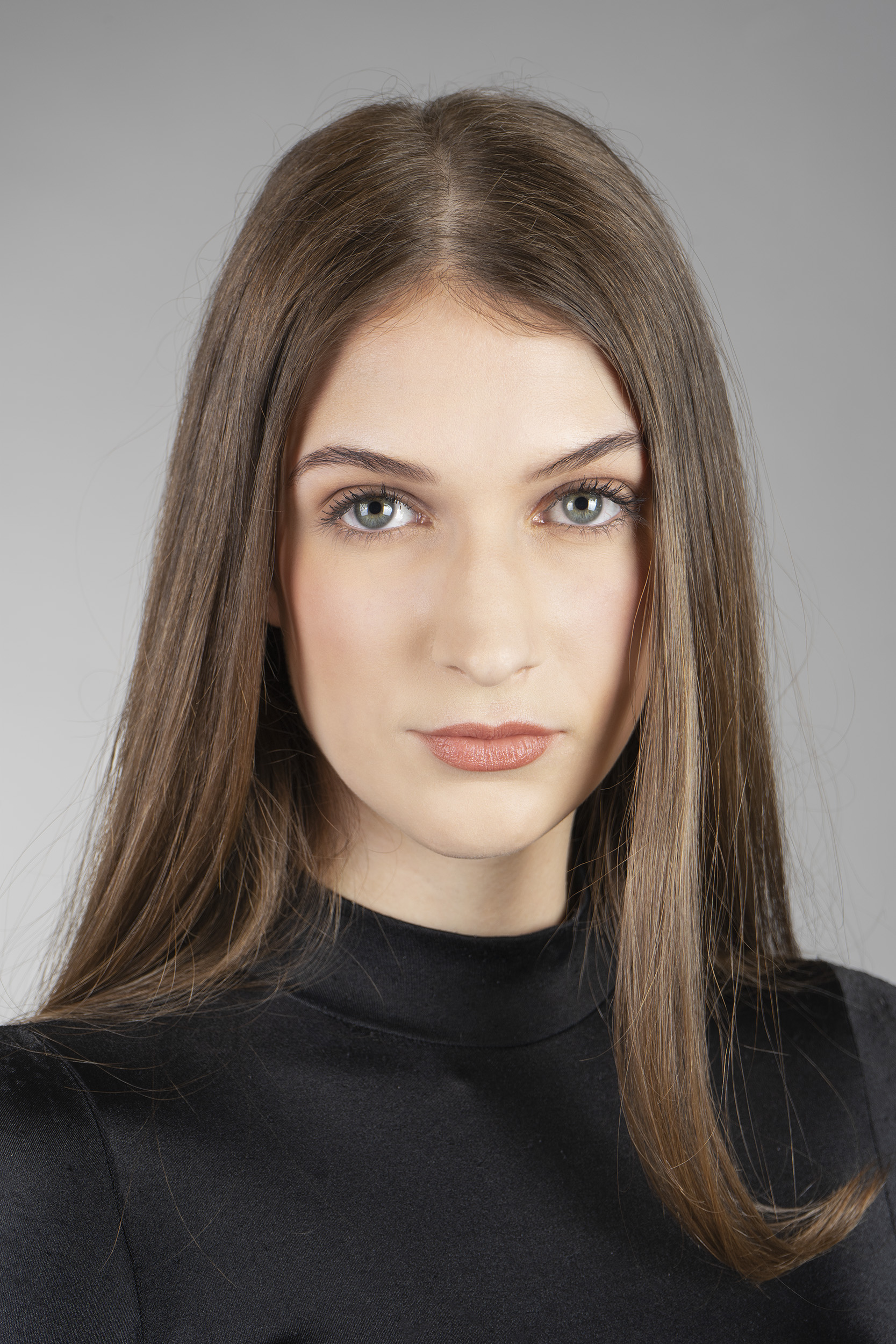 new faces women — Fashion Model Agency