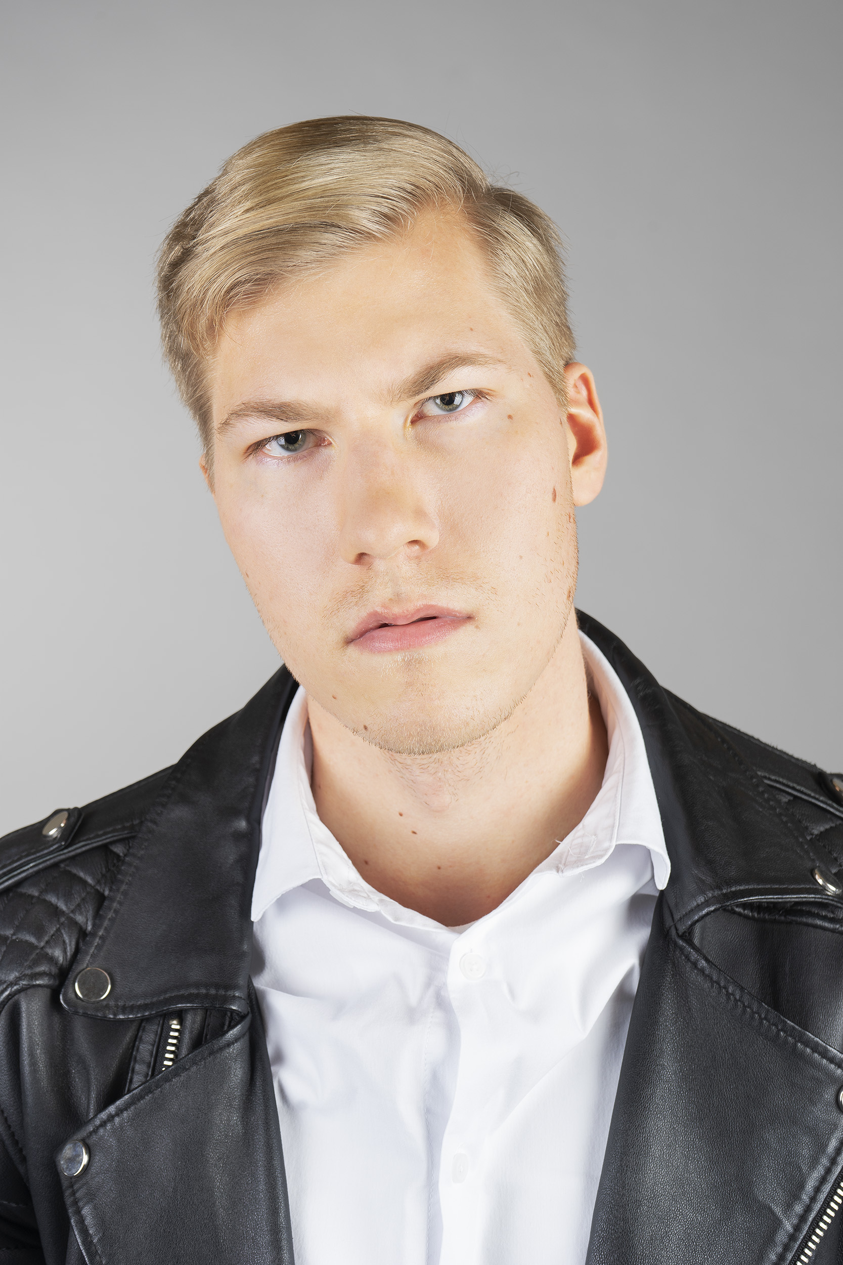 studentphotos_men — Fashion Model Agency