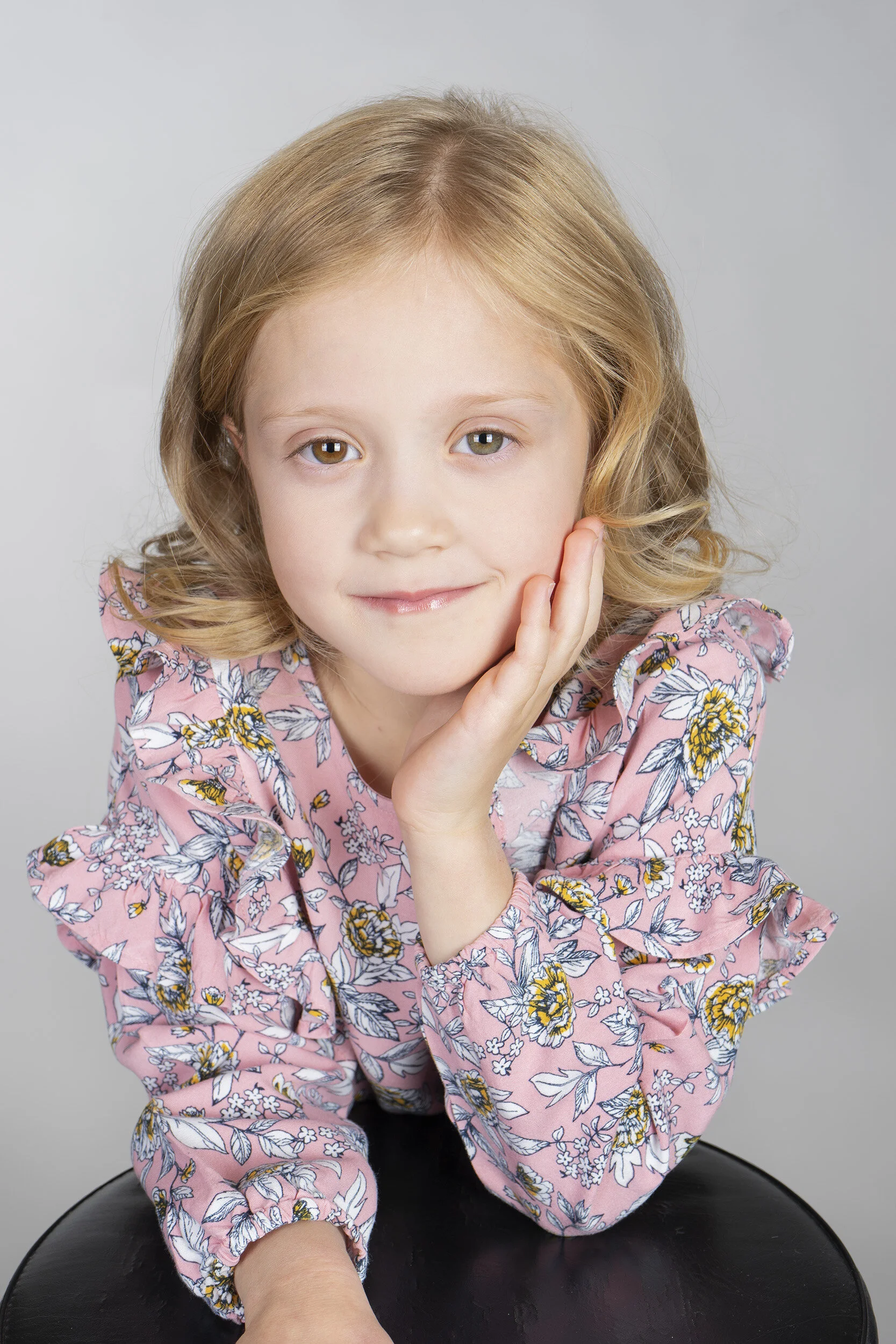 kids girls — Fashion Model Agency