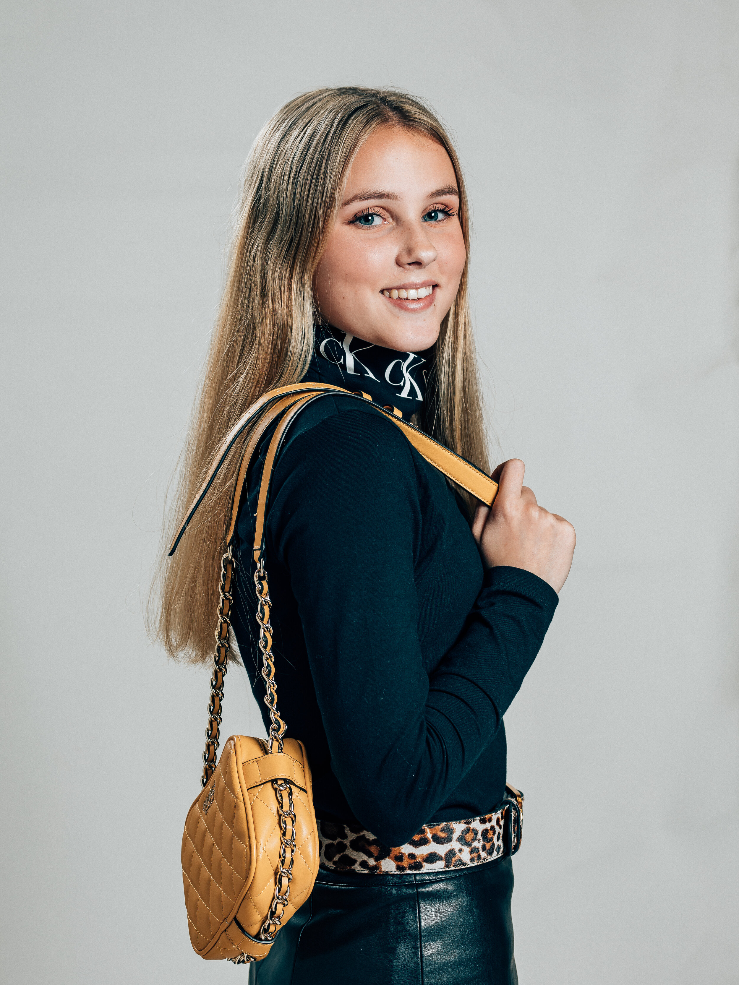 OLIVIA M — Fashion Model Agency