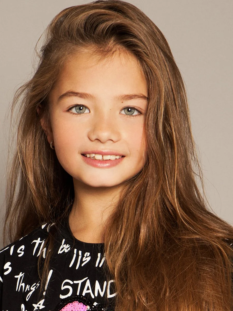 kids girls — Fashion Model Agency