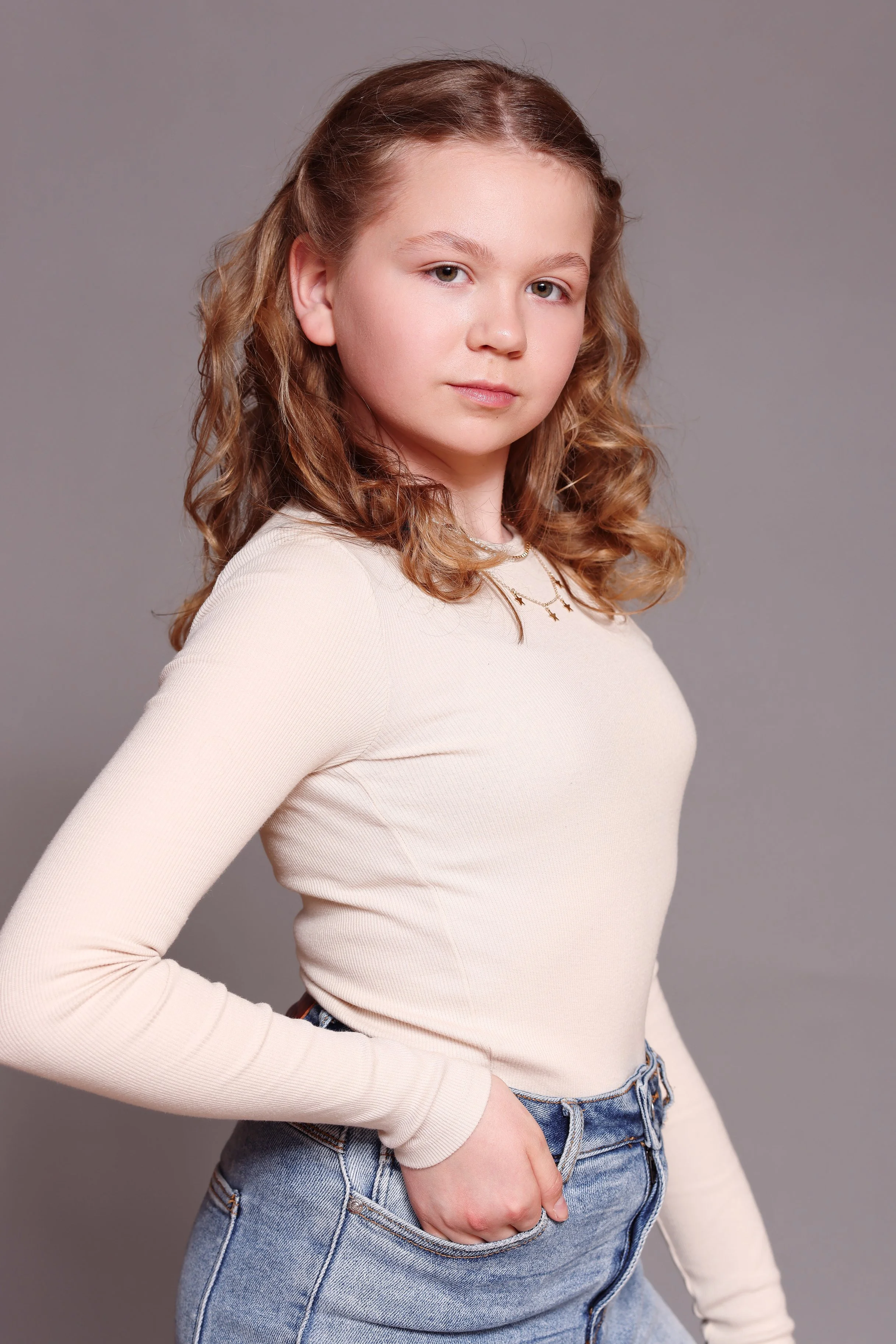 SOFIA H — Fashion Model Agency