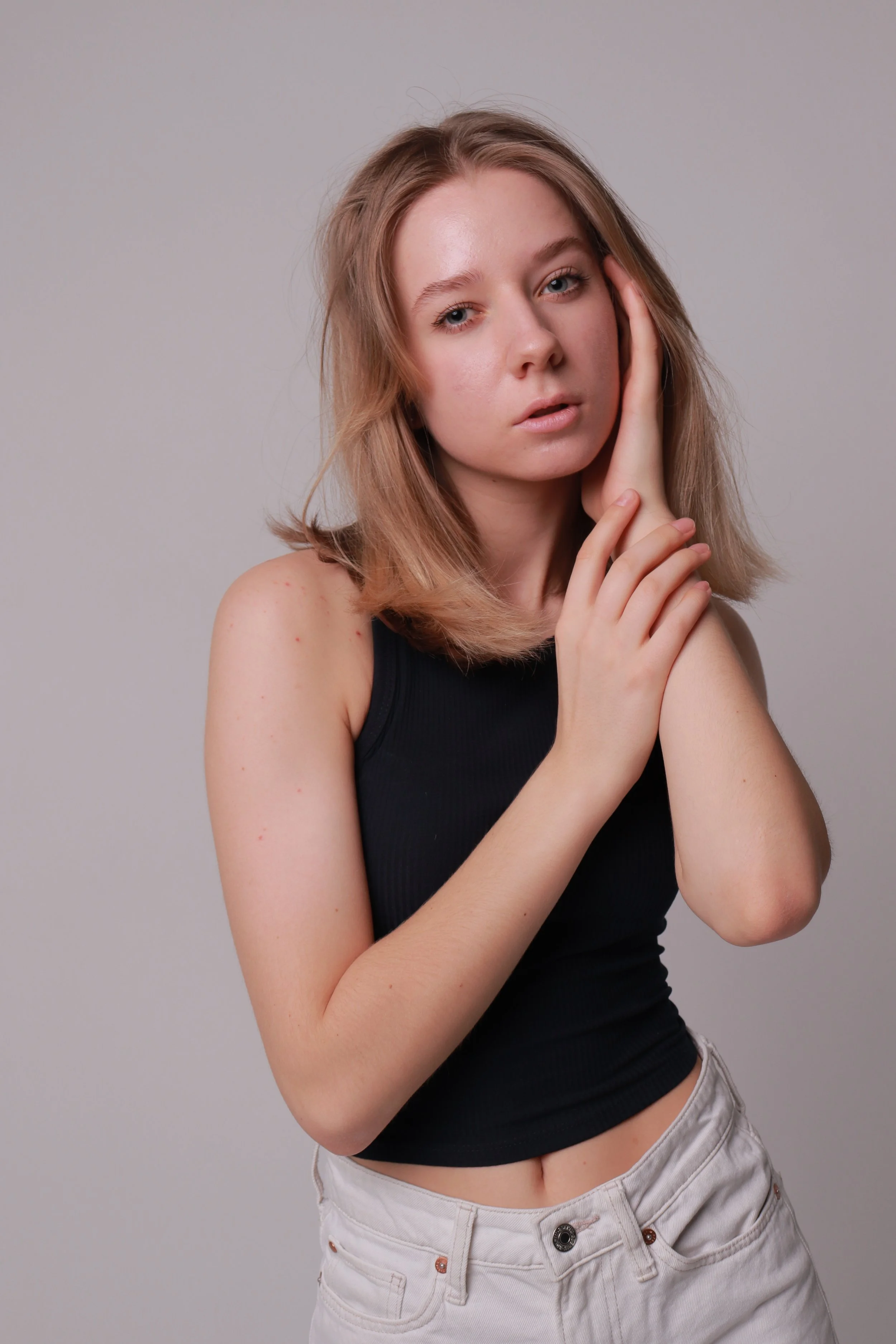 new faces women — Fashion Model Agency