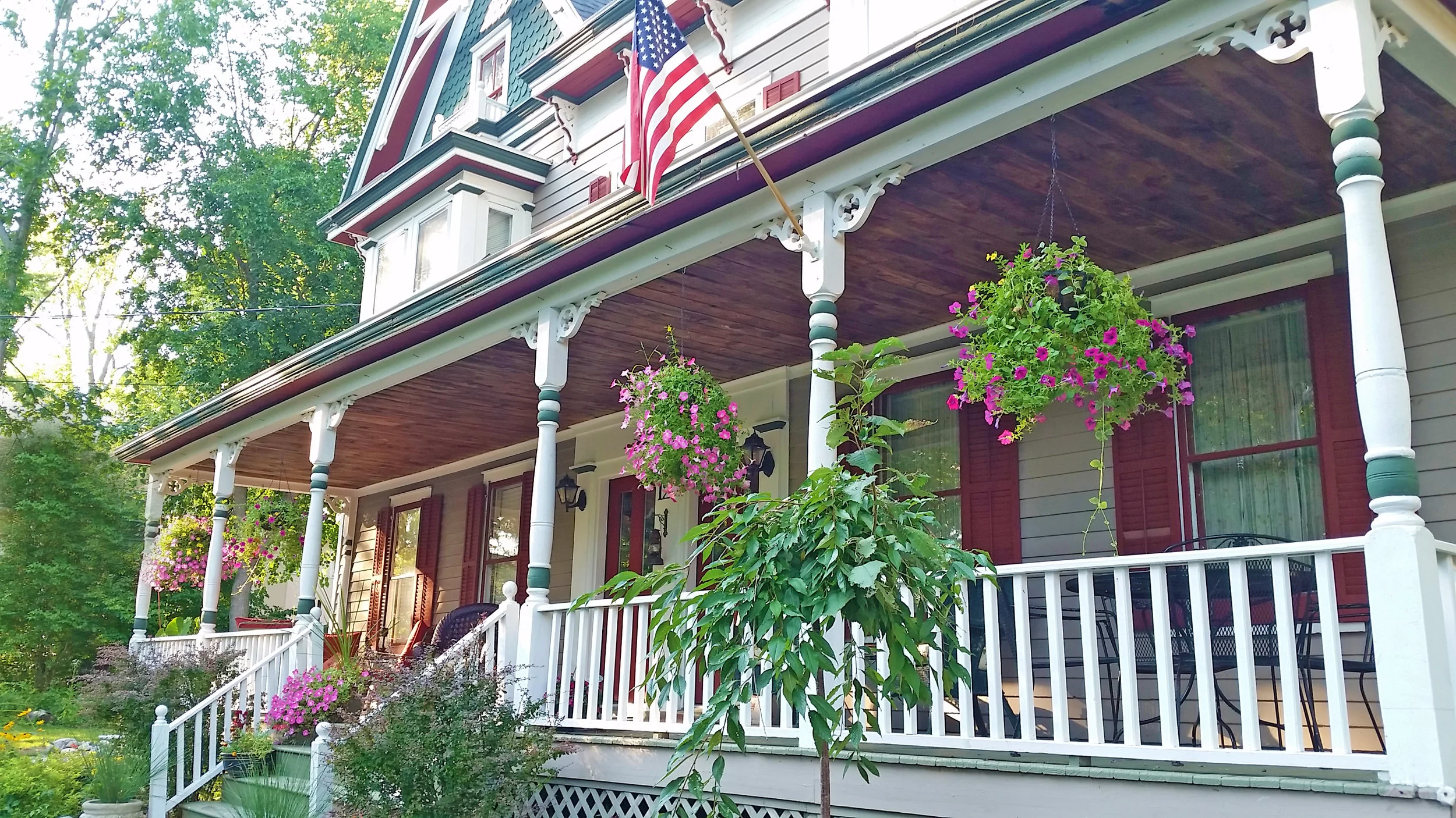 Welcome to Grey Gables