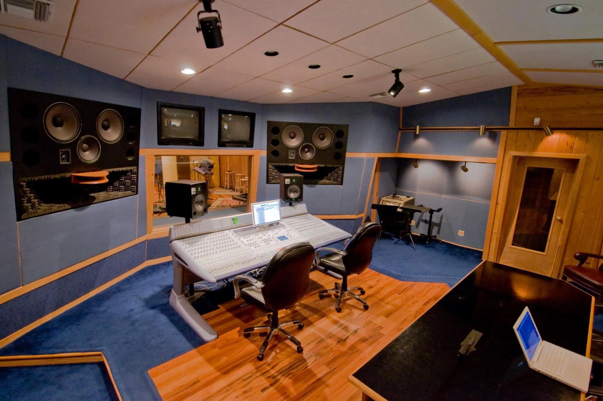 Studios — Starke Lake Studios