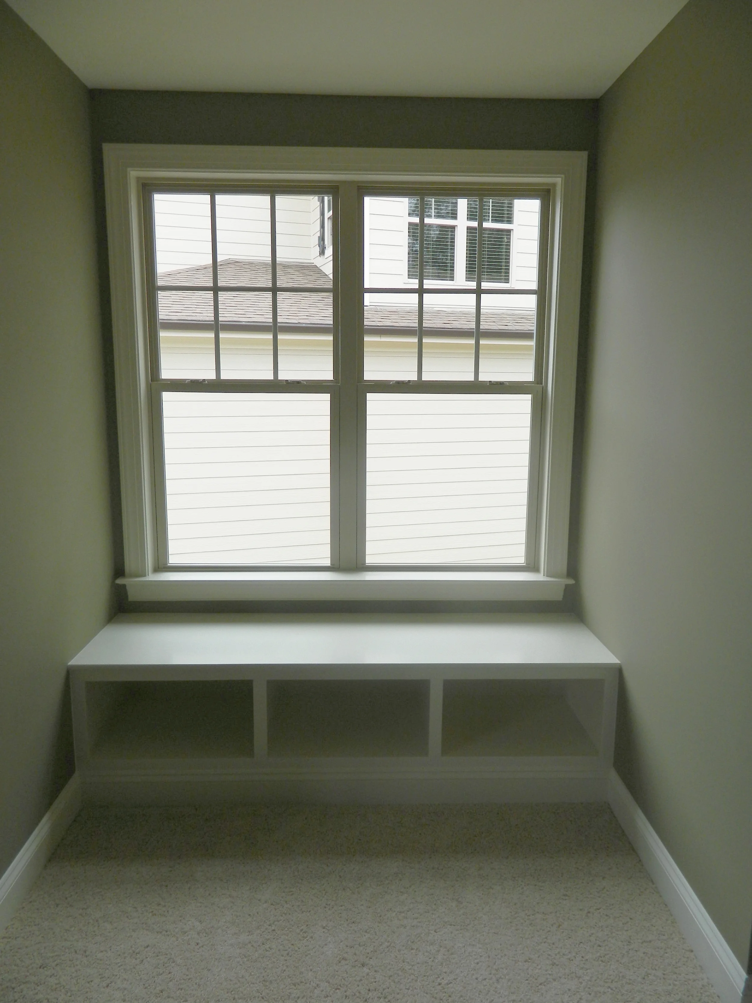 Window Seats & Banquettes — Woodmaster Custom Cabinets - Custom ...
