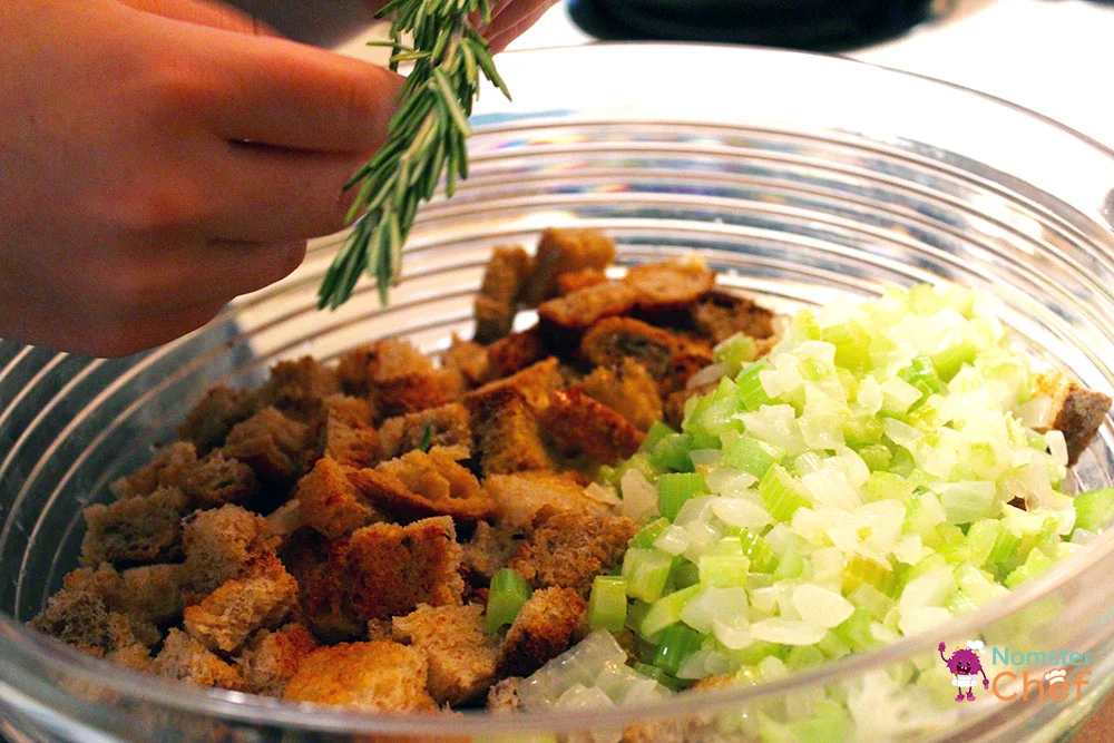 Nomster Chef | Holiday Recipes for Kids: Thanksgiving Stuffing | Fun ...