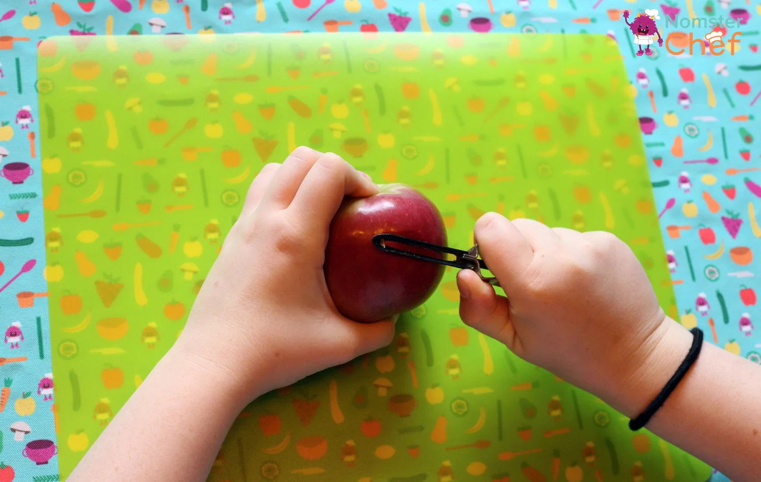 Nomster Chef | Kitchen Vocabulary: 'Cubing' Apples for Cinnamon Apple ...