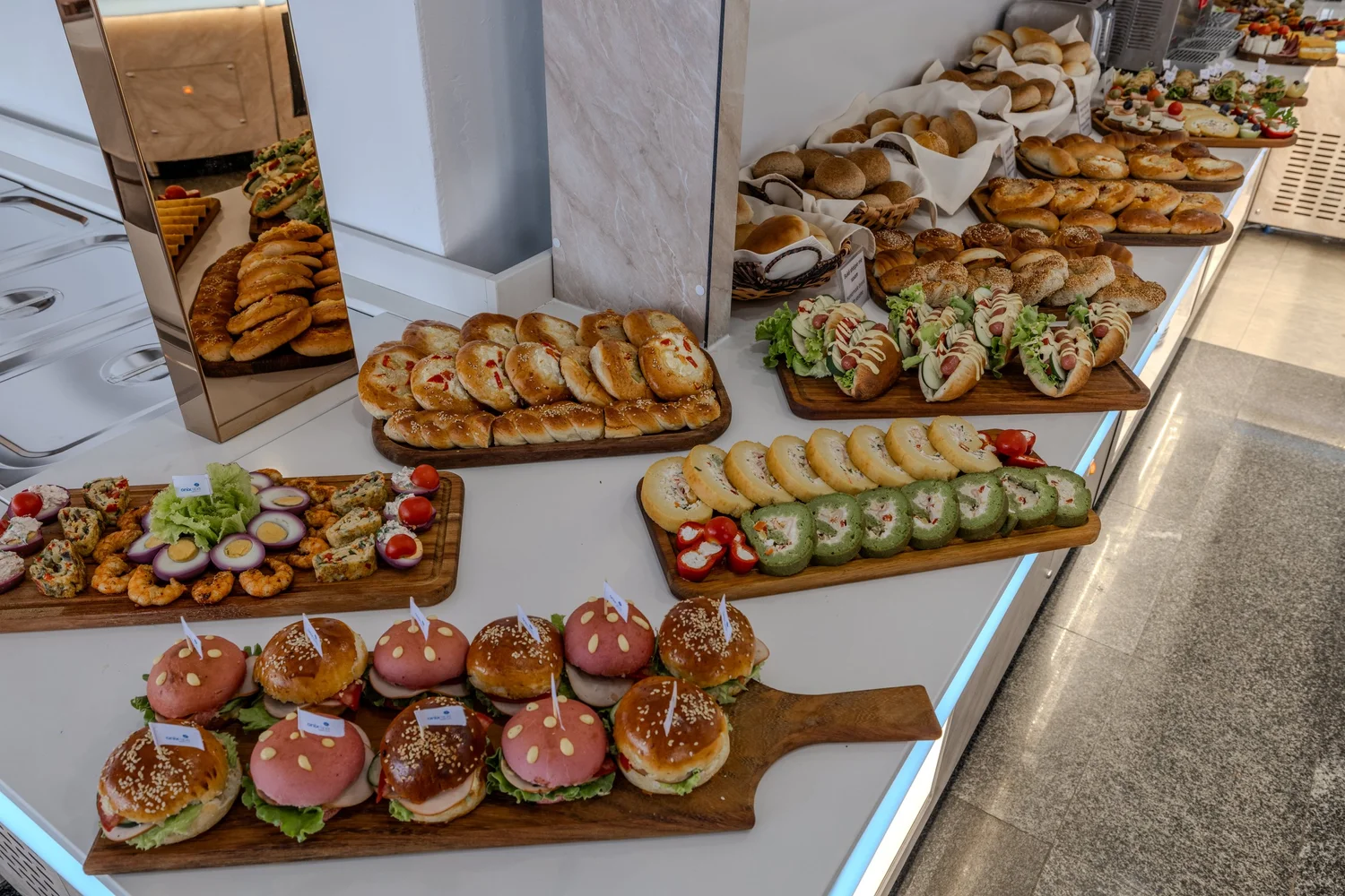 RESTAURANT — ONIX SPA