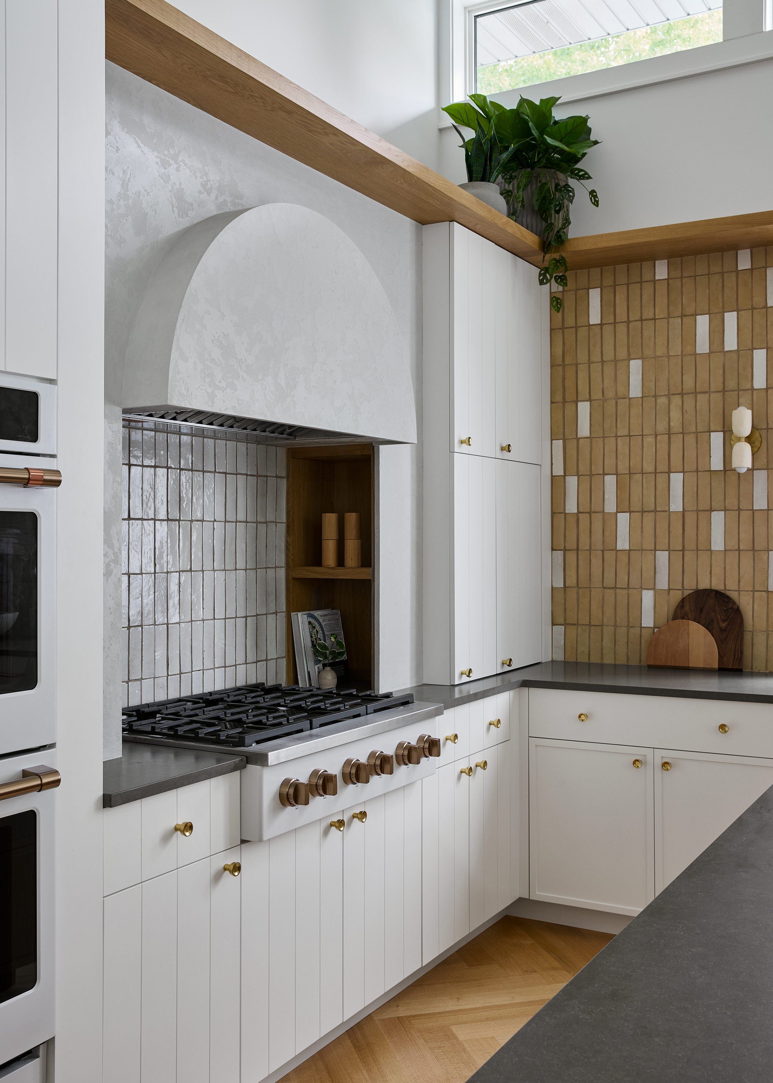 DGI | DEVON GRACE INTERIORS