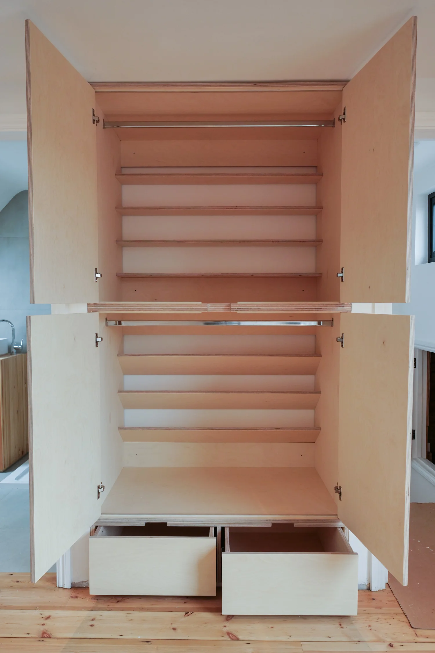A Tightly Fitted Wardrobe — The Modern Carpenter
