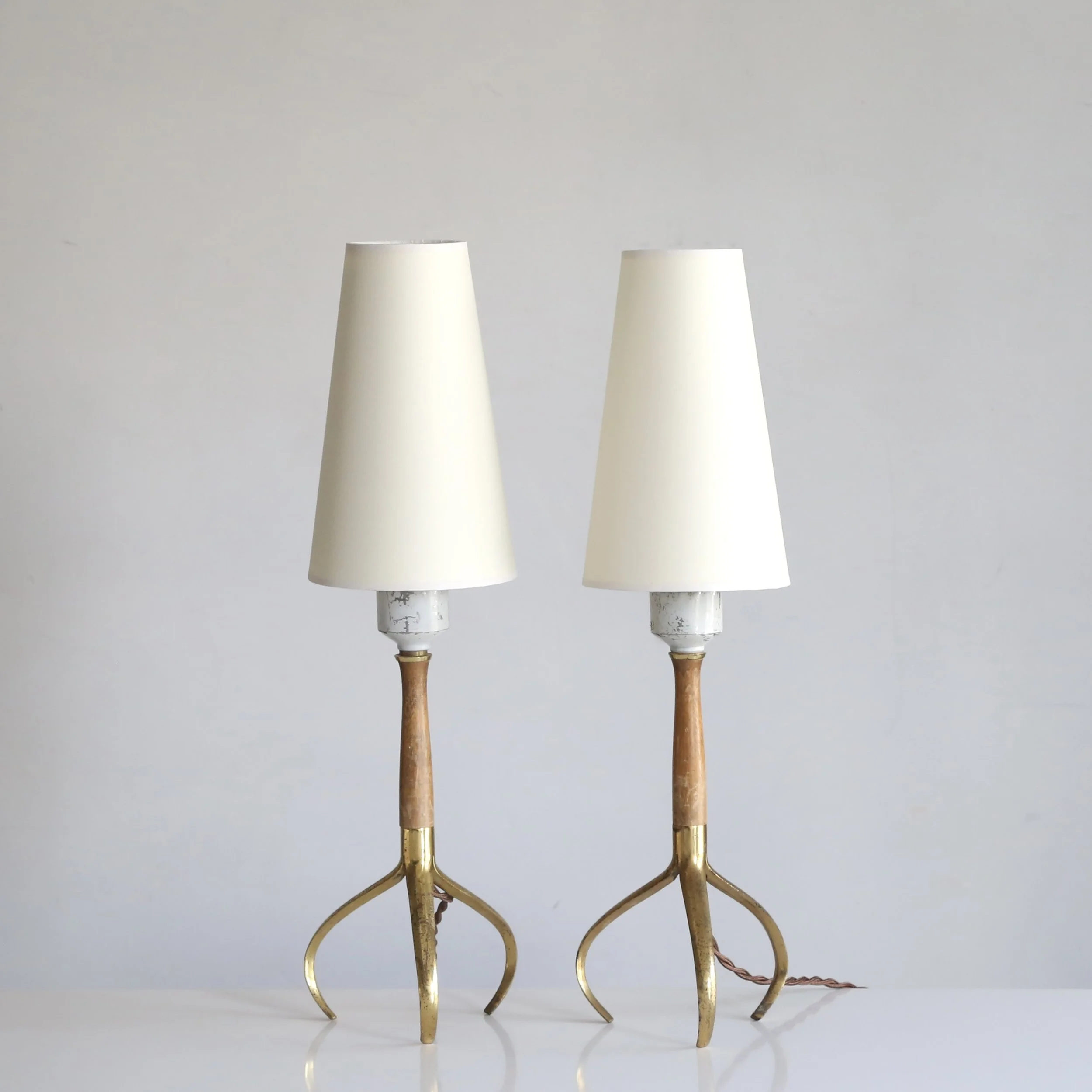PAIR MID-CENTURY MODERN WOOD & BRASS TRI-LEG TABLE LAMPS; FRANCE — Amy ...