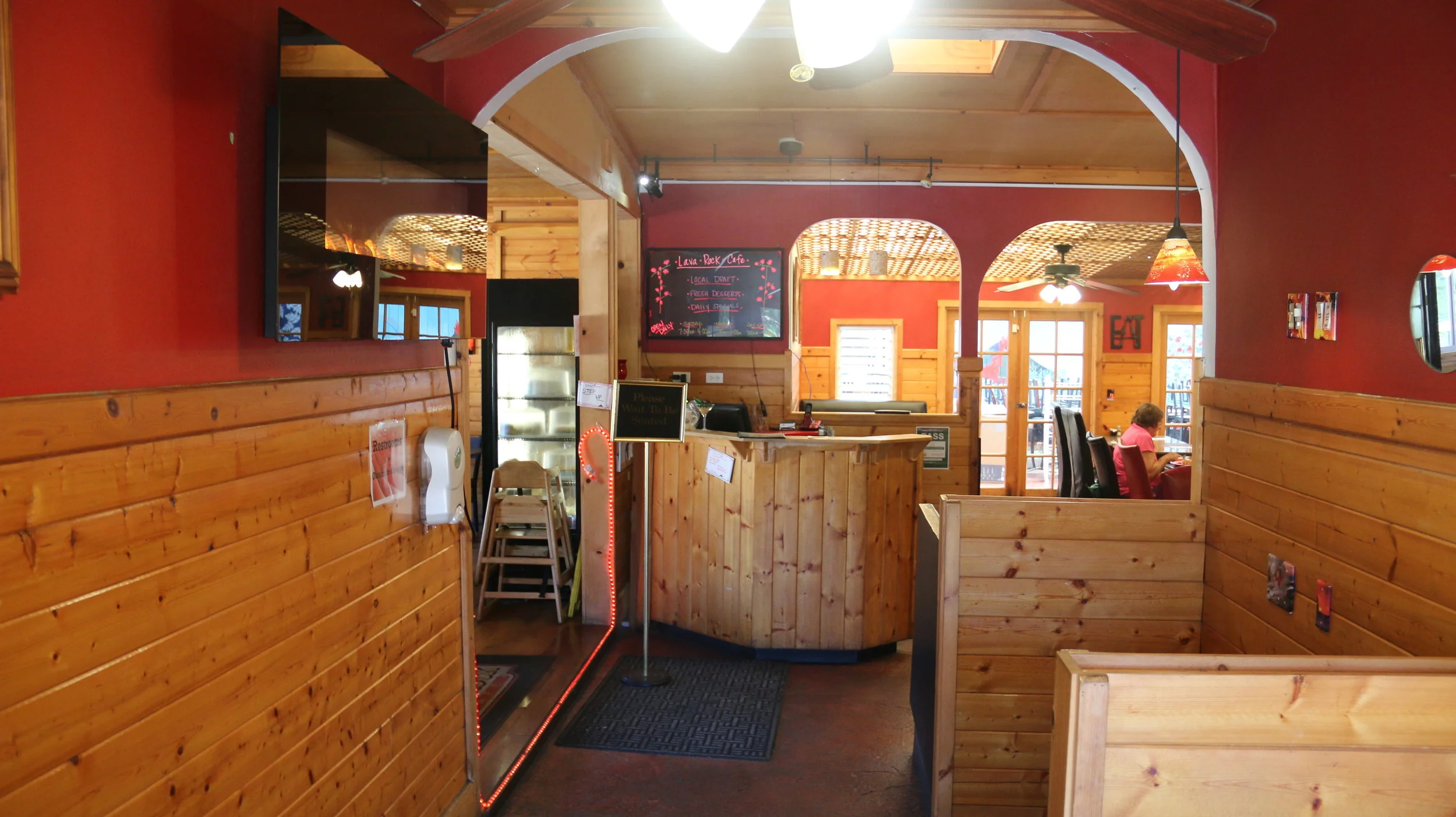 About Us — Lava Rock Cafe