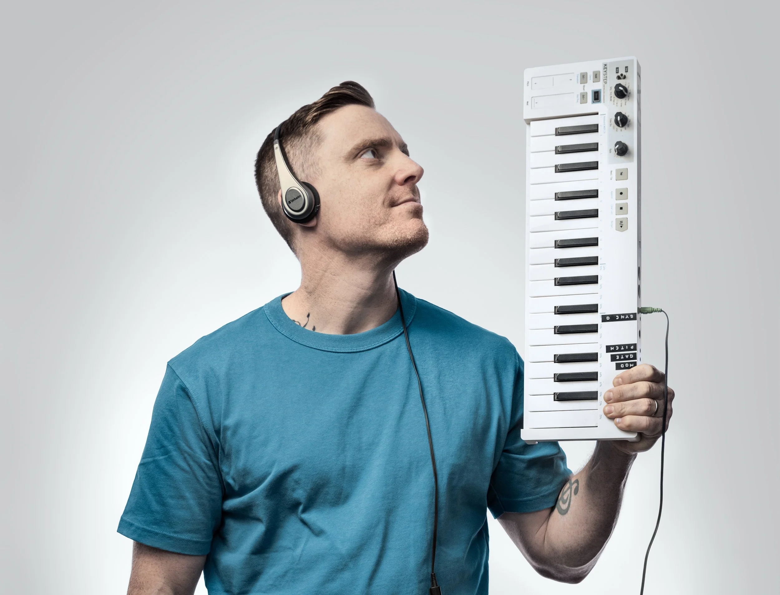 Nocturnal embraces ALL the 80s on insanely catchy new single, 'Funhouse ...