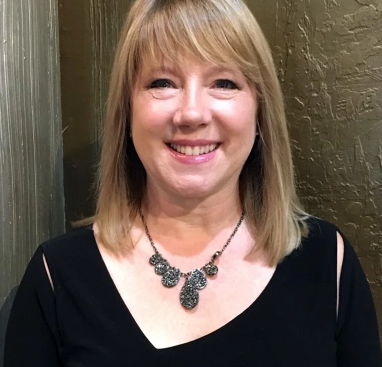 Nails - Kneadful Things - Springfield, MO