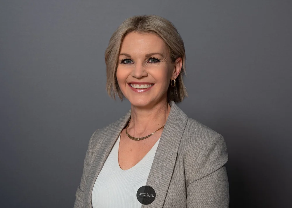 Headshots portraits speak volumes about you and your business without ...