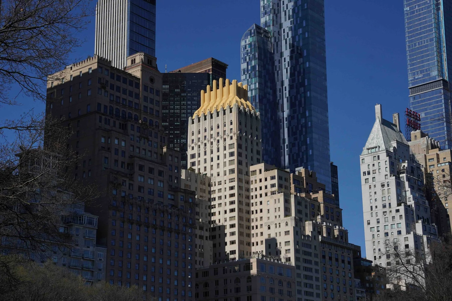 Crazy tops: Barbizon Plaza HoteL — NYC URBANISM