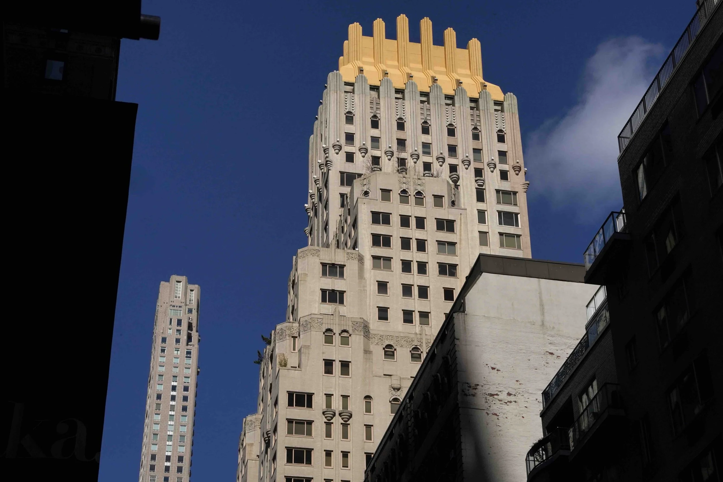 Crazy tops: Barbizon Plaza HoteL — NYC URBANISM