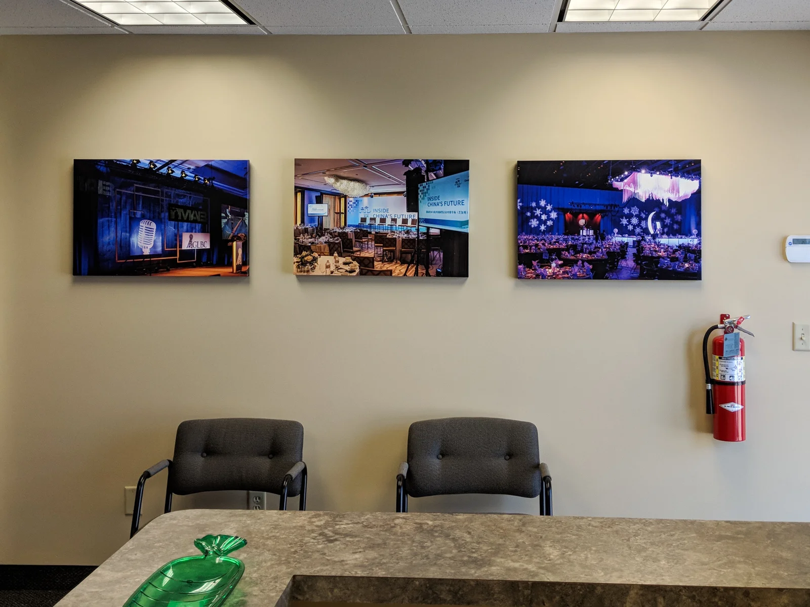 Decorate Your Office Walls | Chase Creative Audio Visual Design — Tiberius Images