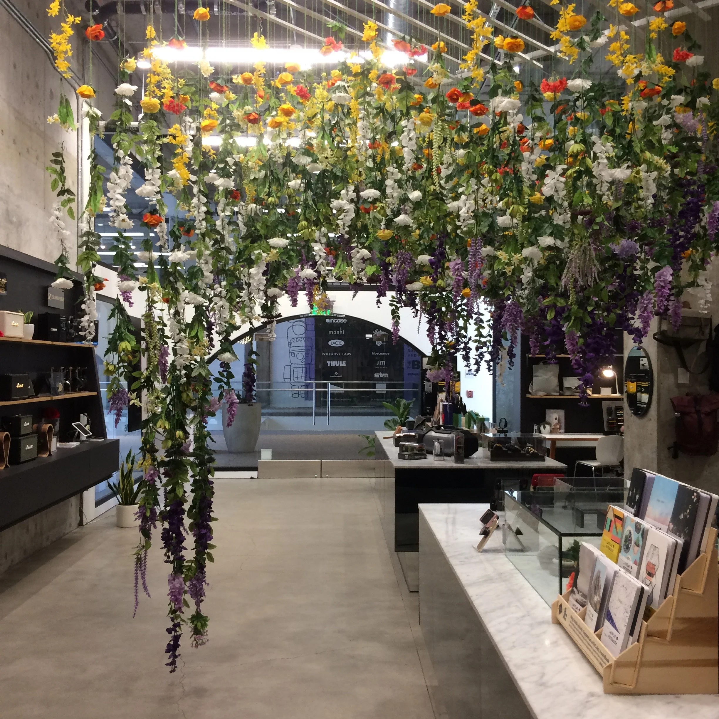 Inspired Creative Window Displays by Artists | Los Angeles | Orange ...