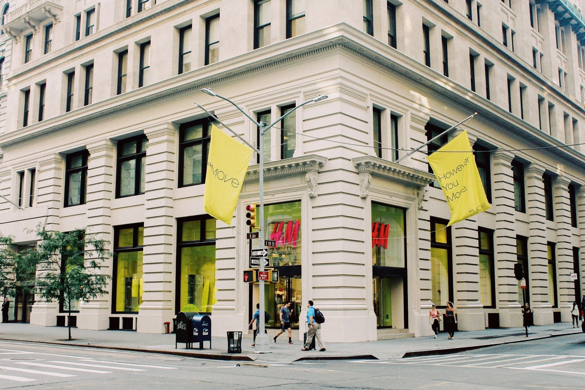 H&M Move — Studio Lidderdale