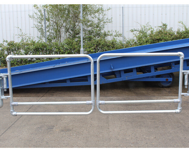 KEE GATE® The Self Closing Industrial Safety Gate — Planet Platforms