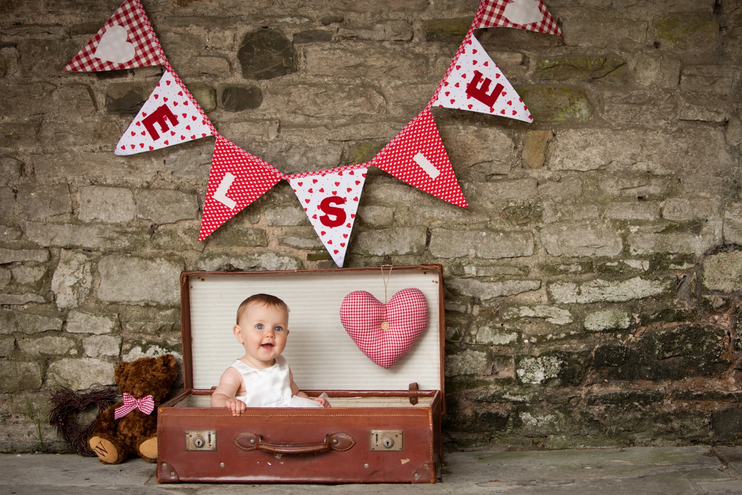 Cute Little Elsie's 8 month shoot, sitting but not yet walking. Duns ...