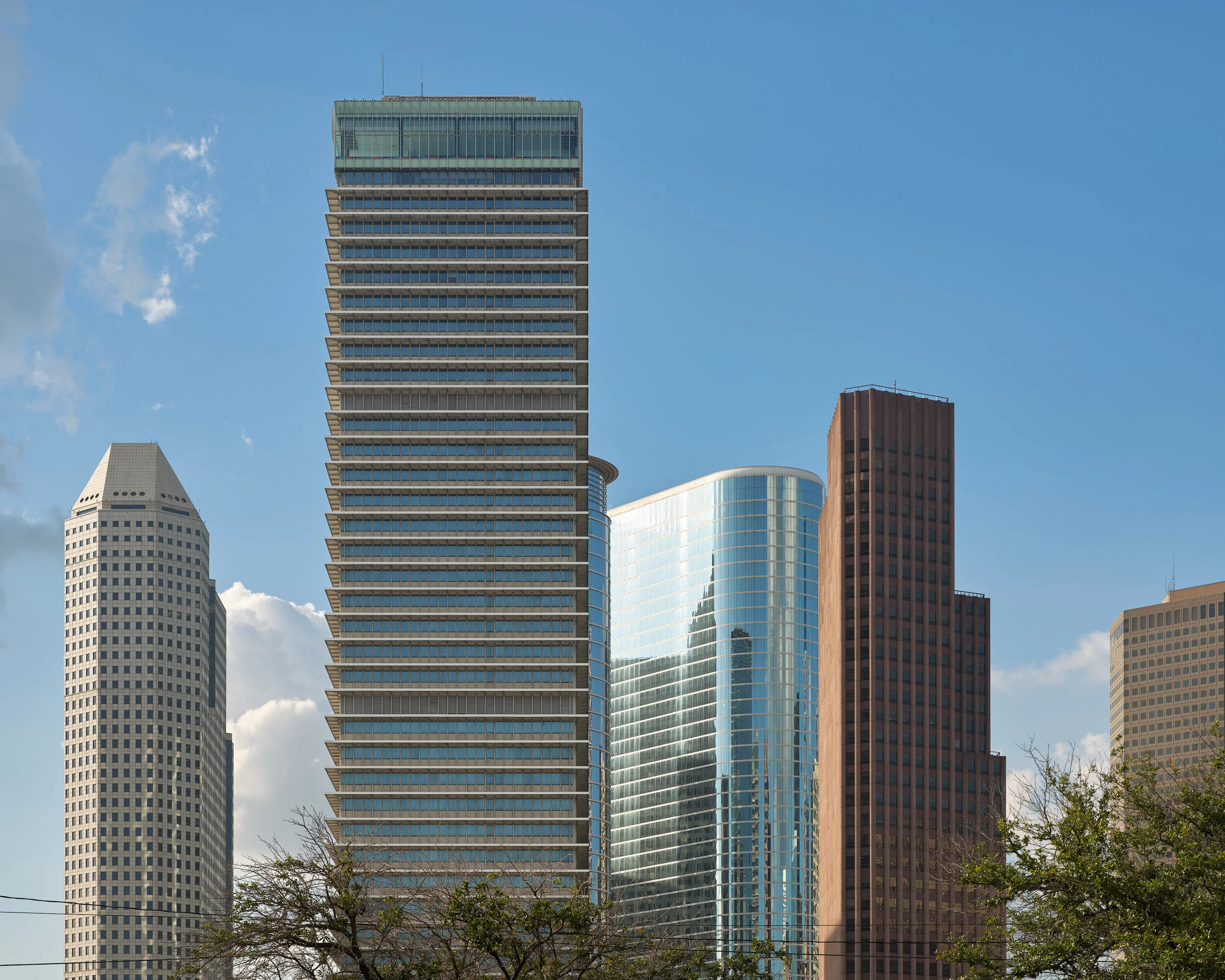 800 Bell Street — Leonid Furmansky