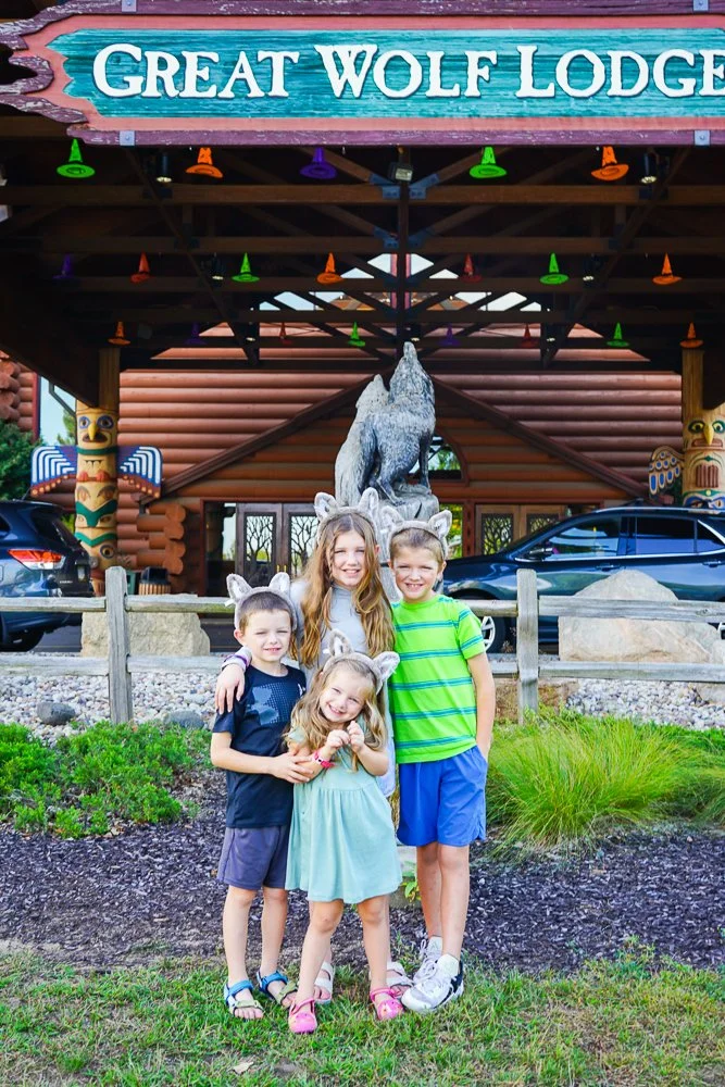 What to Pack for Great Wolf Lodge (Plus Tips for Visiting) — A Mom ...