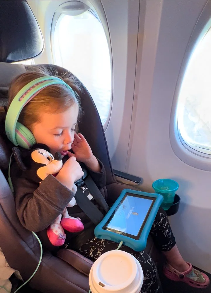 How To Travel With Car Seat On Airplane: Expert Tips