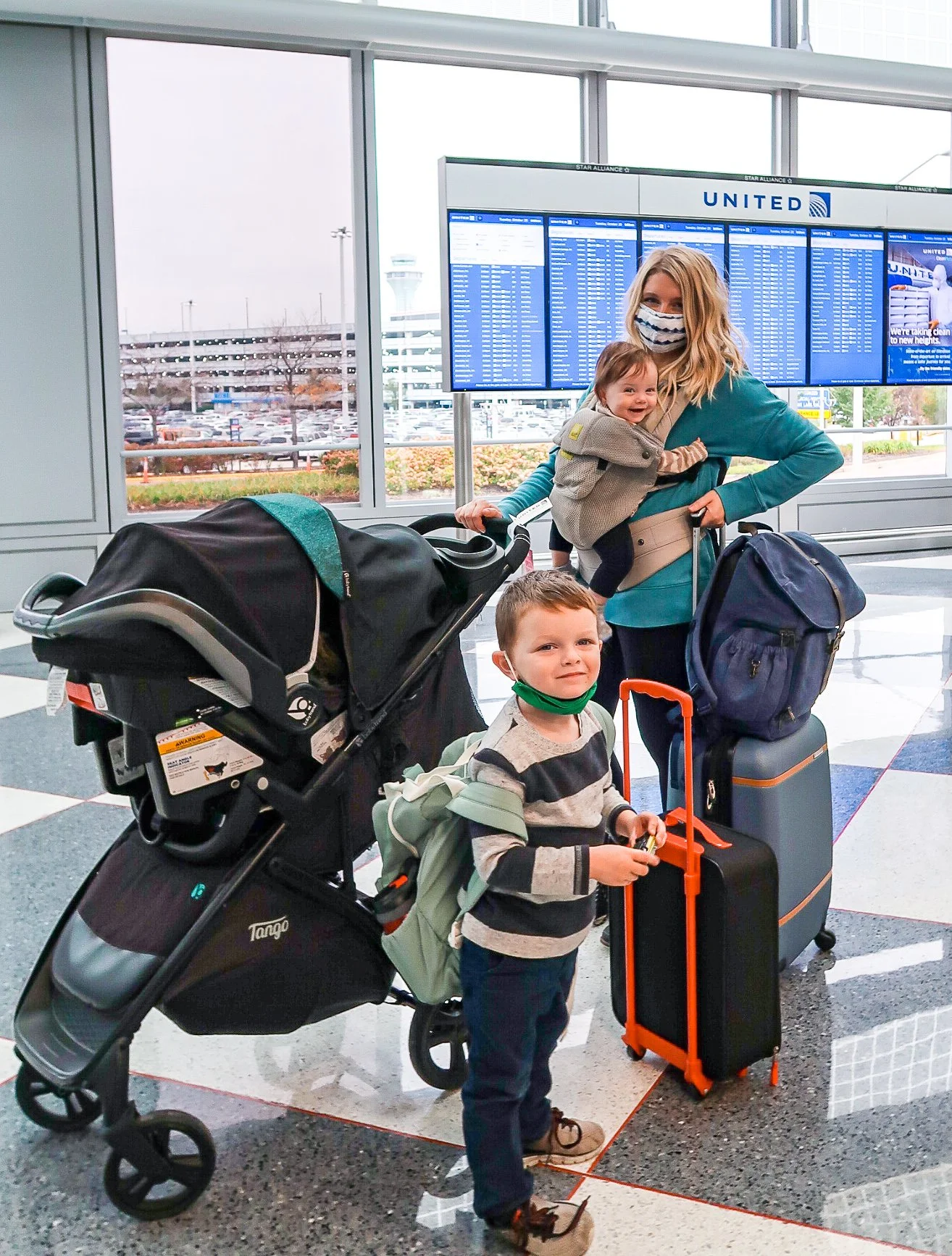 Tips for Flying with A Car Seat or A Booster Seat — A Mom Explores ...