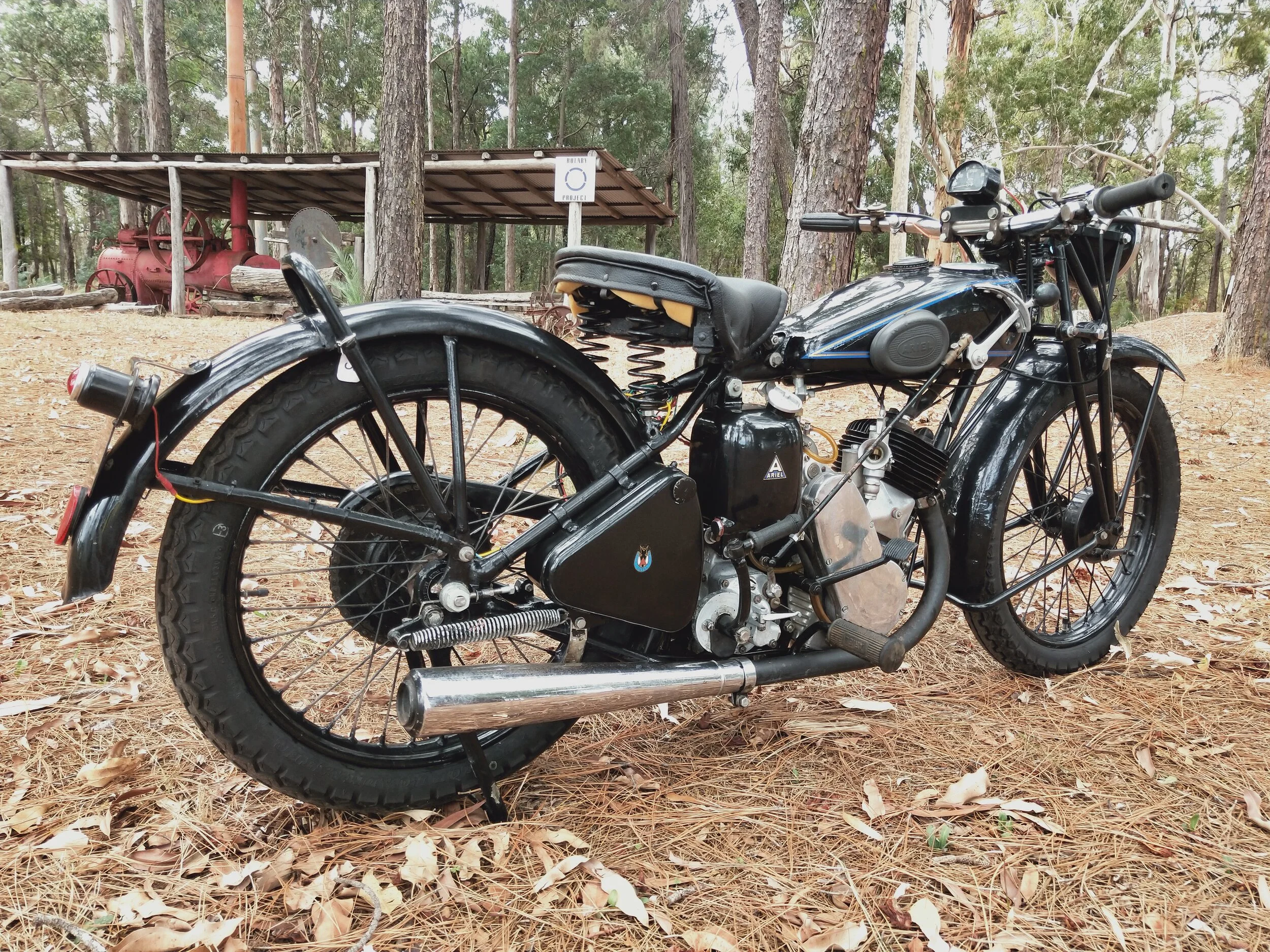 Vintage Steel — #3 Ariel 1931 LB 250cc SV SOLD