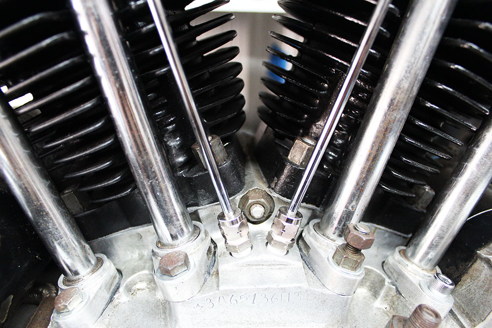 Adjusted pushrods (lifters). Engine pau — WORKINGCLASSMAMA