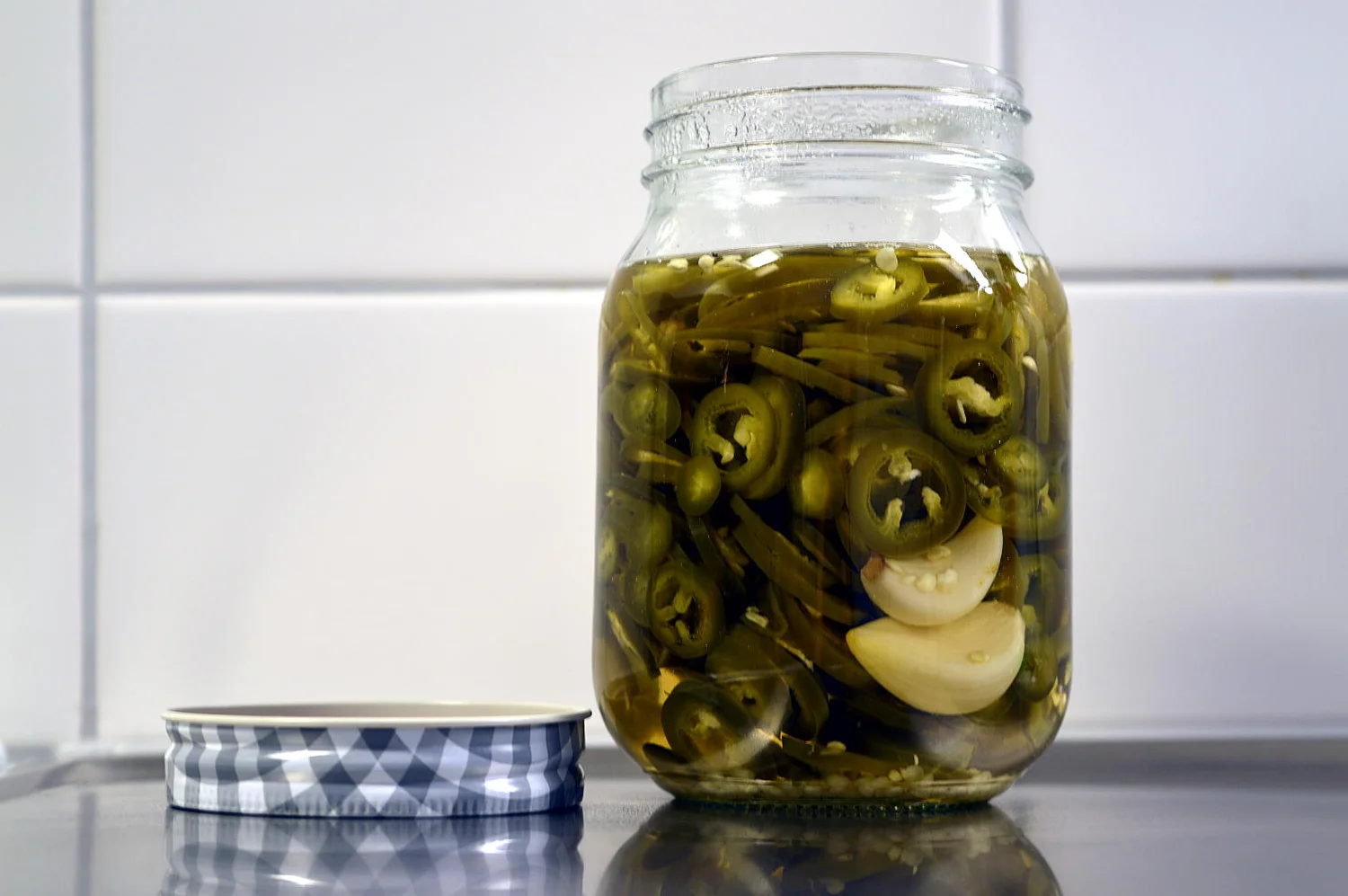 Inlagda jalapeños — Killing your friends with pie