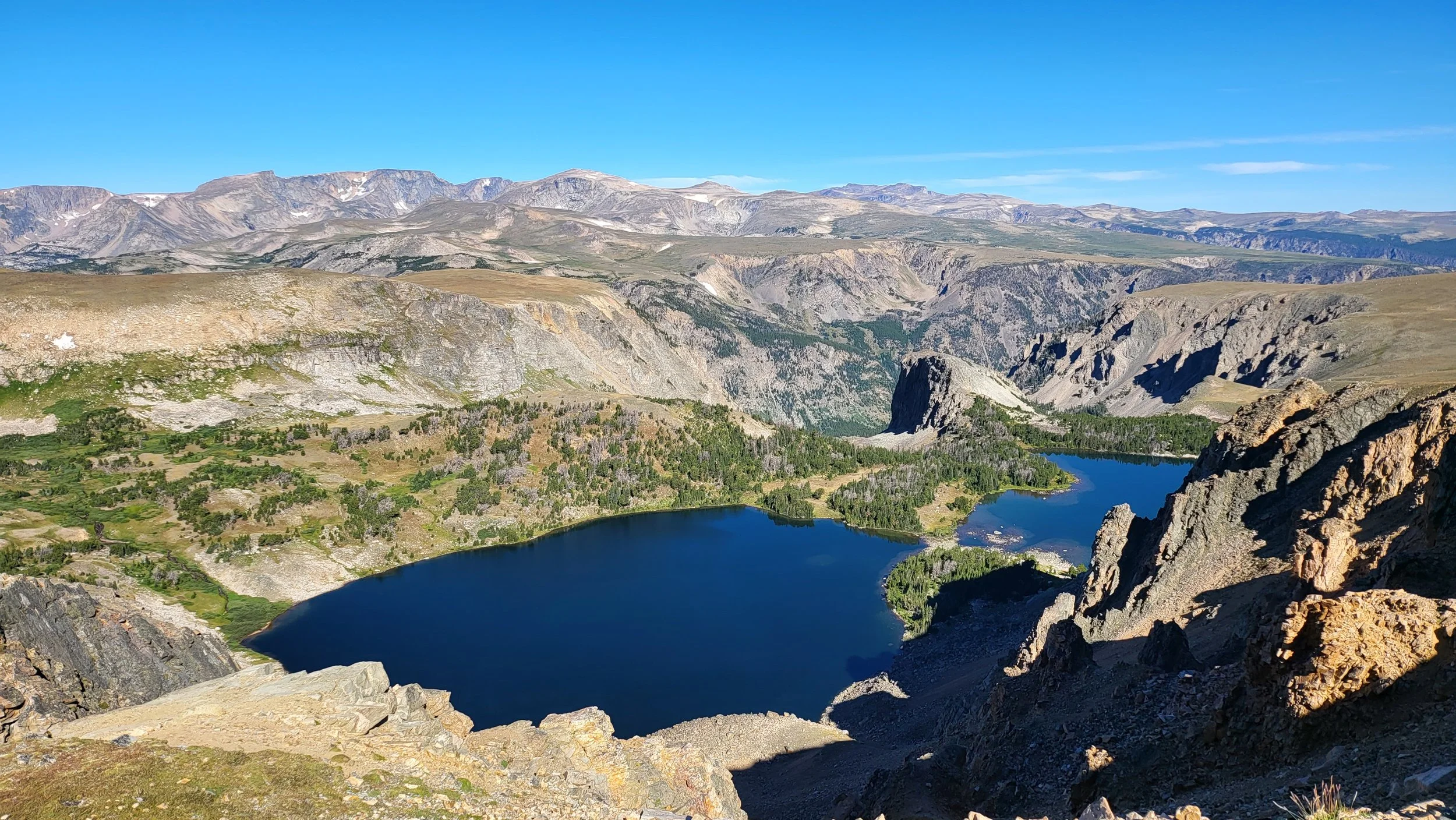 The Bighorn Basin: A Master Class In Contrast Taught Through Mountains ...