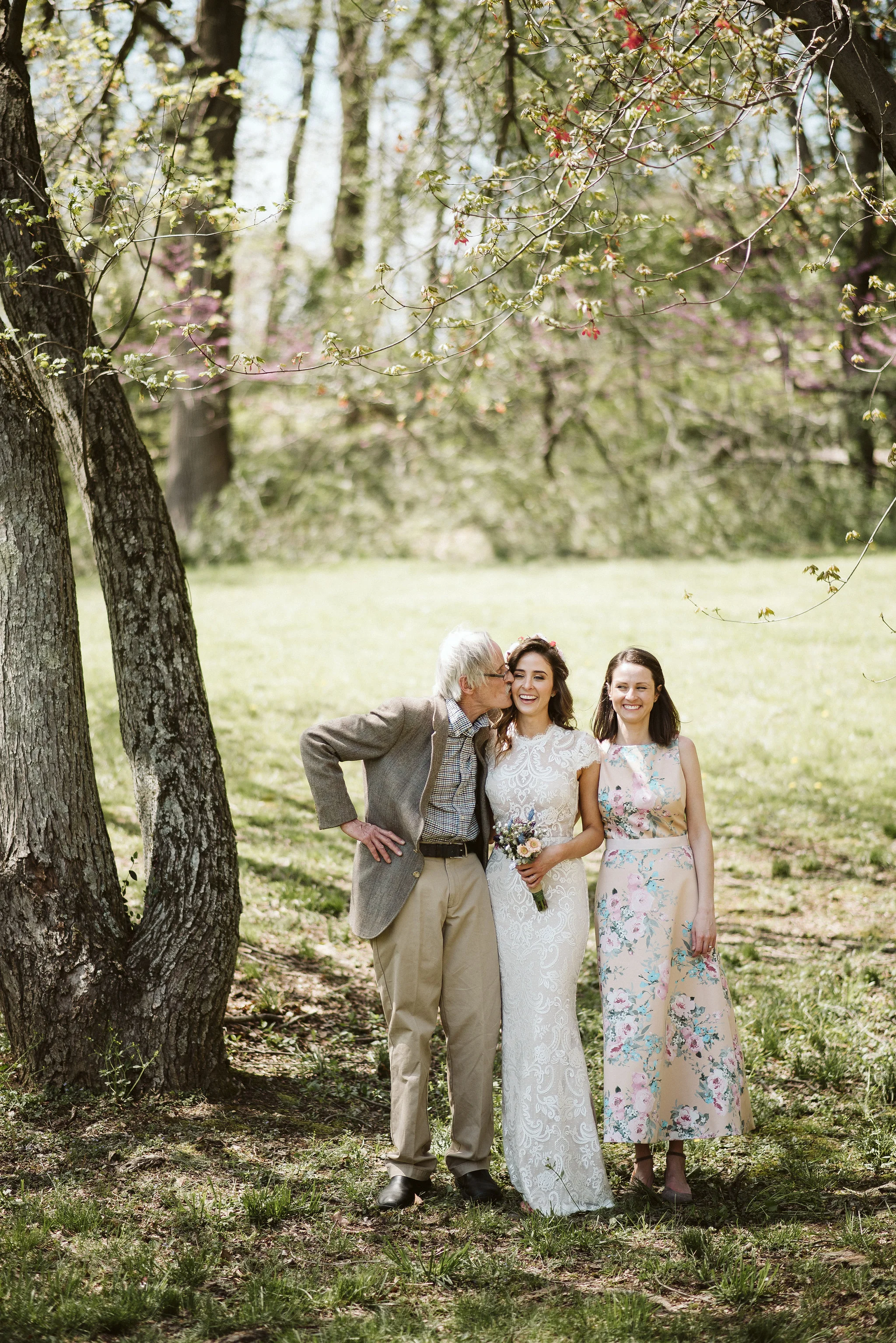 DIY Park Pavillion Wedding with Spring Wildflowers | McKenzie Elizabeth ...