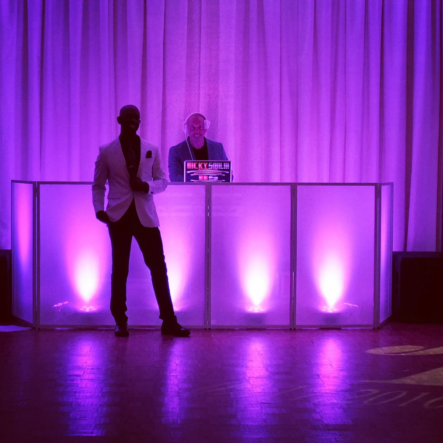 SET-UPS — ULTRA EVENT DJs