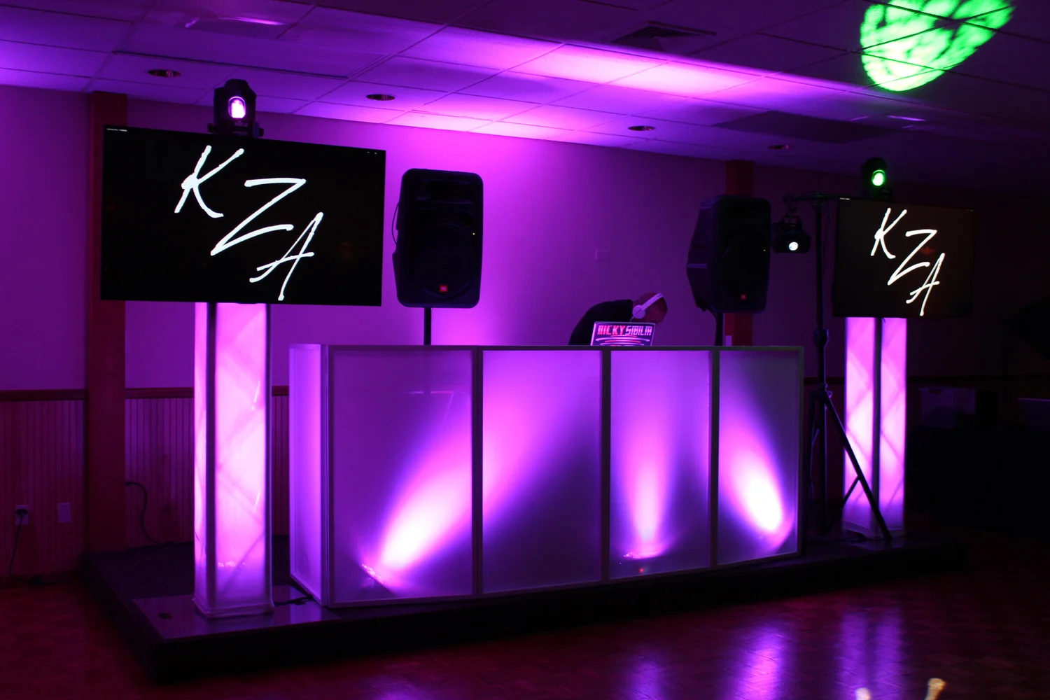 SET-UPS — ULTRA EVENT DJs