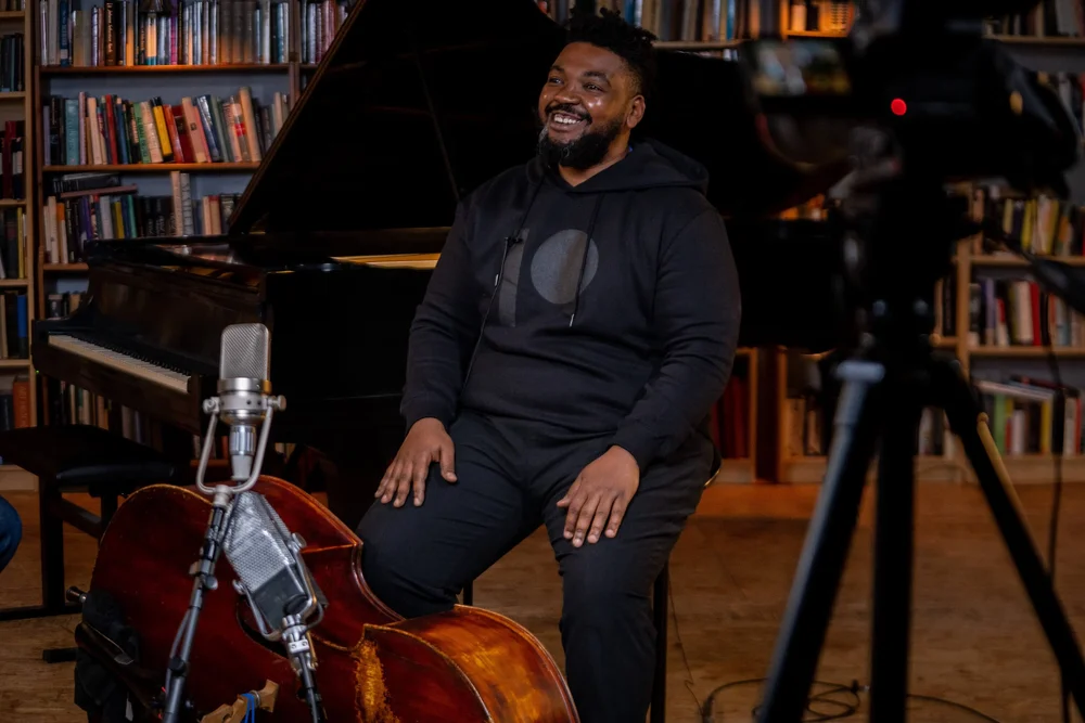 Dezron Douglas — Discover Double Bass