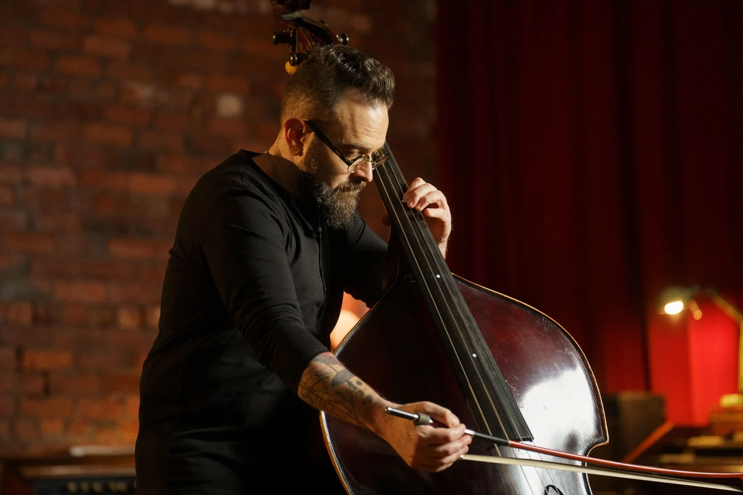Stop the Squeaks! Double Bass Bowing Tips — Discover Double Bass