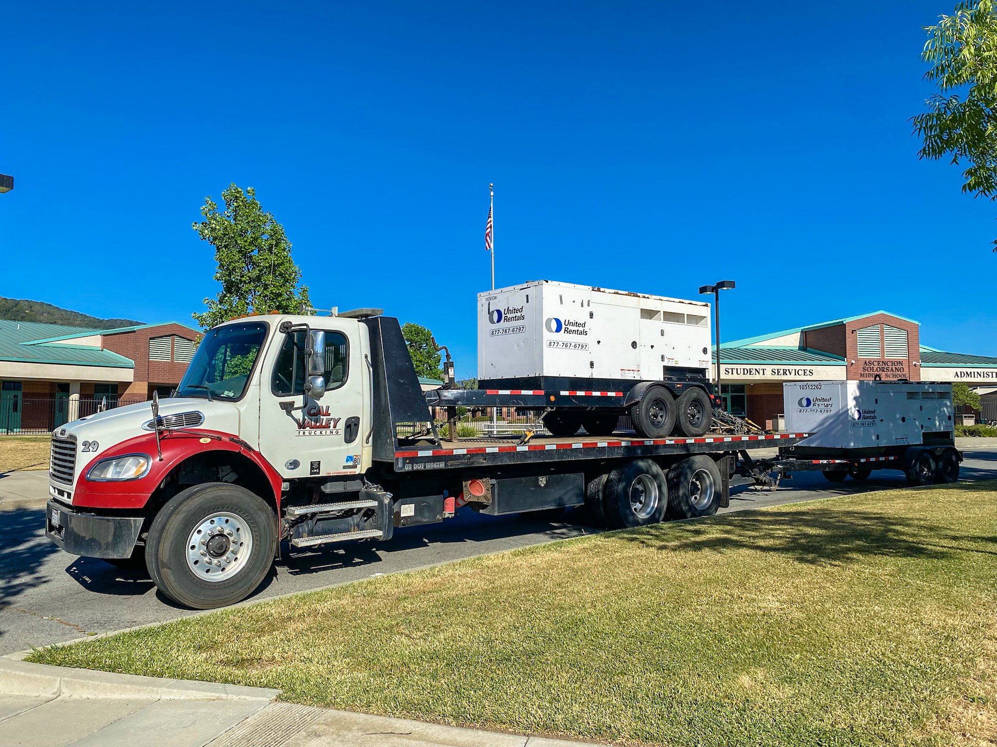 Lowbed — Cal Valley Trucking