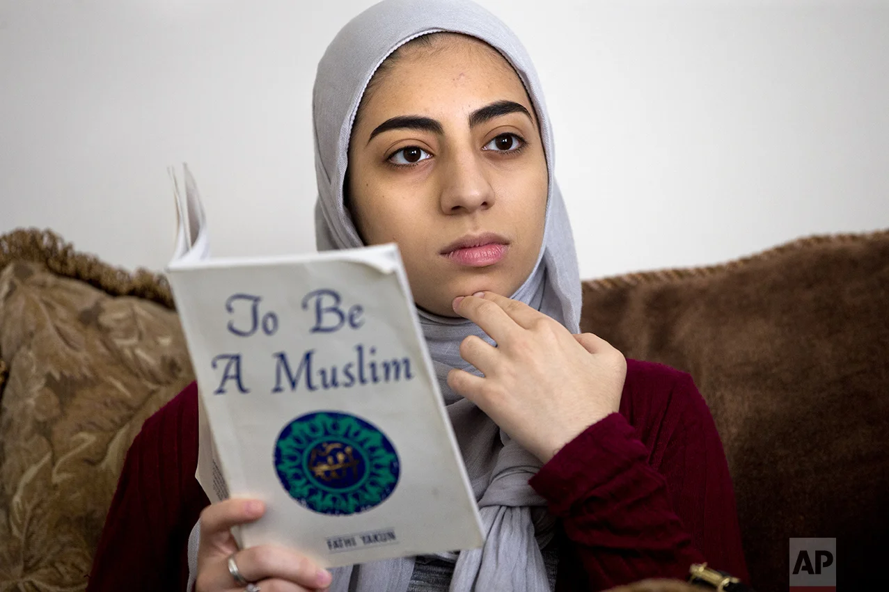 Hannah at prom: An American Muslim’s story — AP Photos