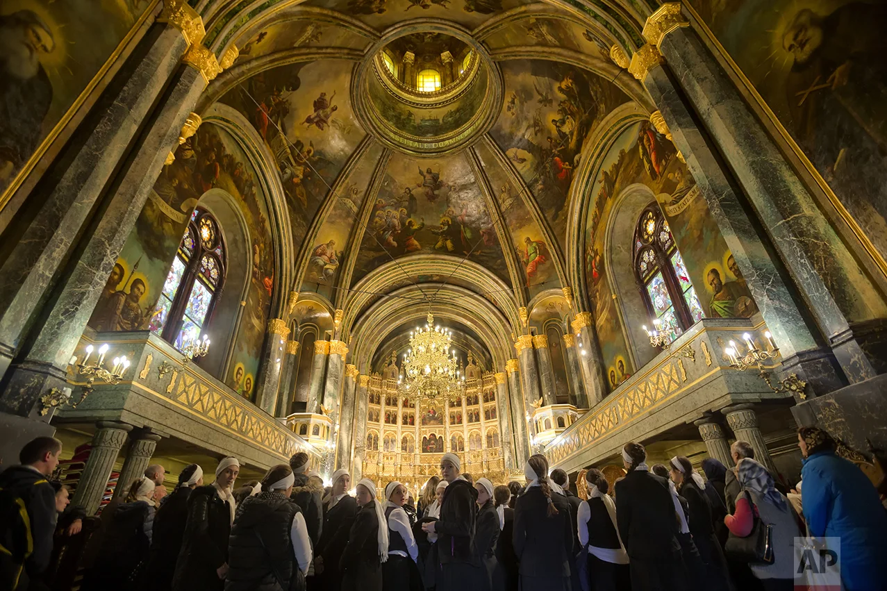 Saint festival shows Orthodox strength in Romania — AP Images Spotlight