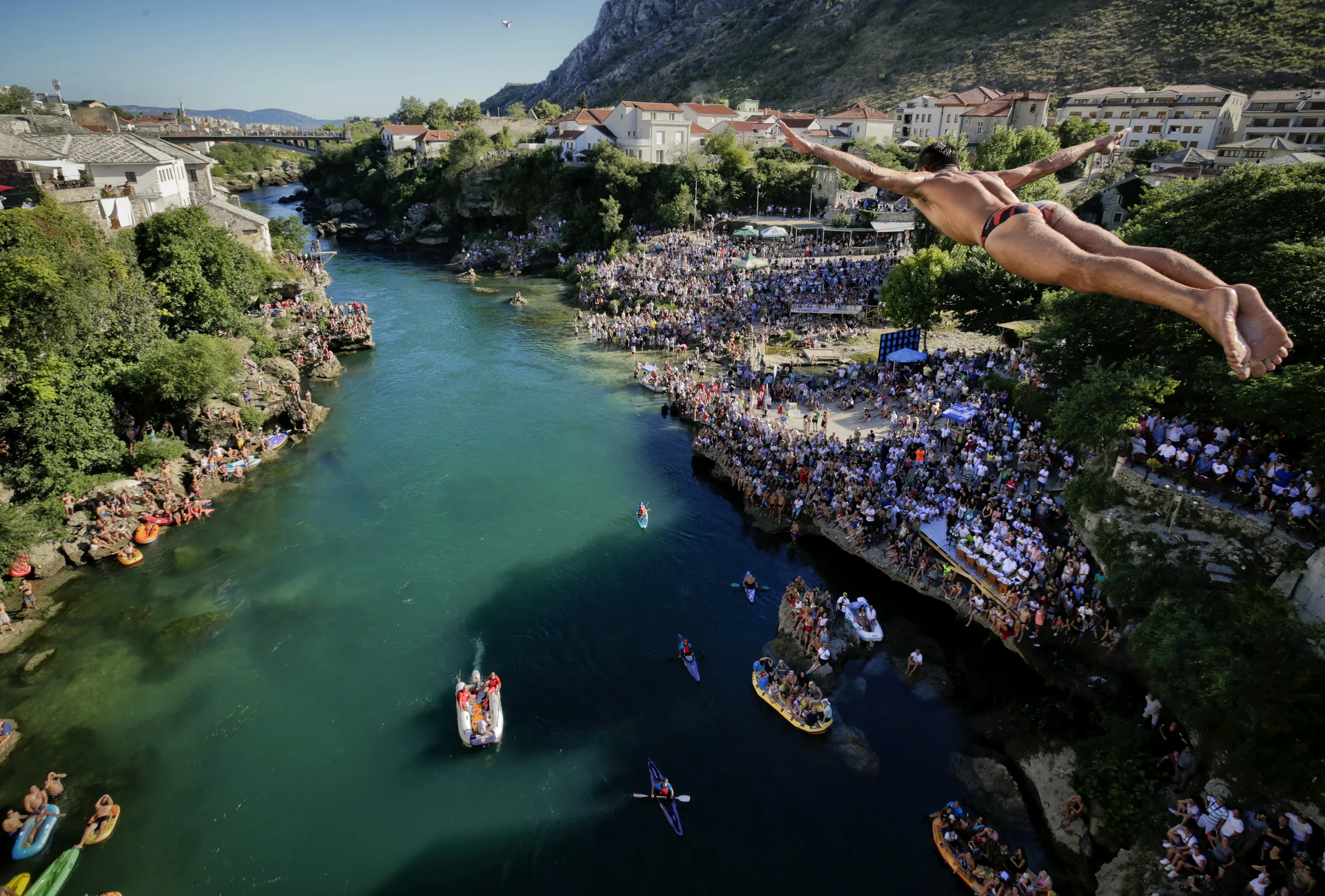 Dramatic dives are centuries-old Bosnia tradition — AP Photos